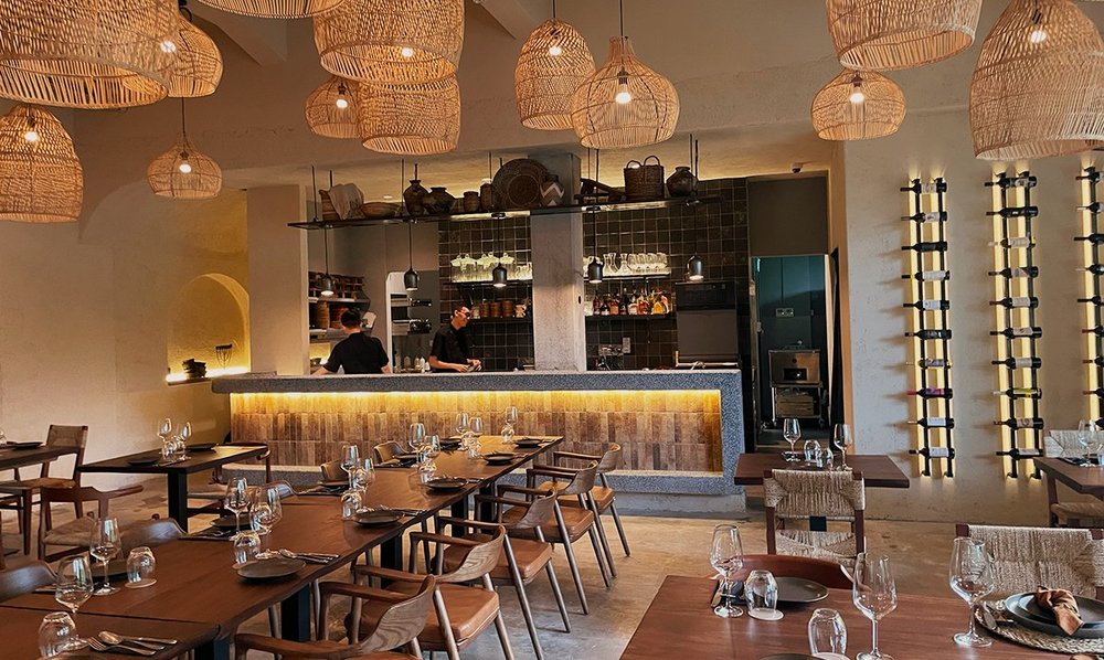 Corporate Dining — Moxie