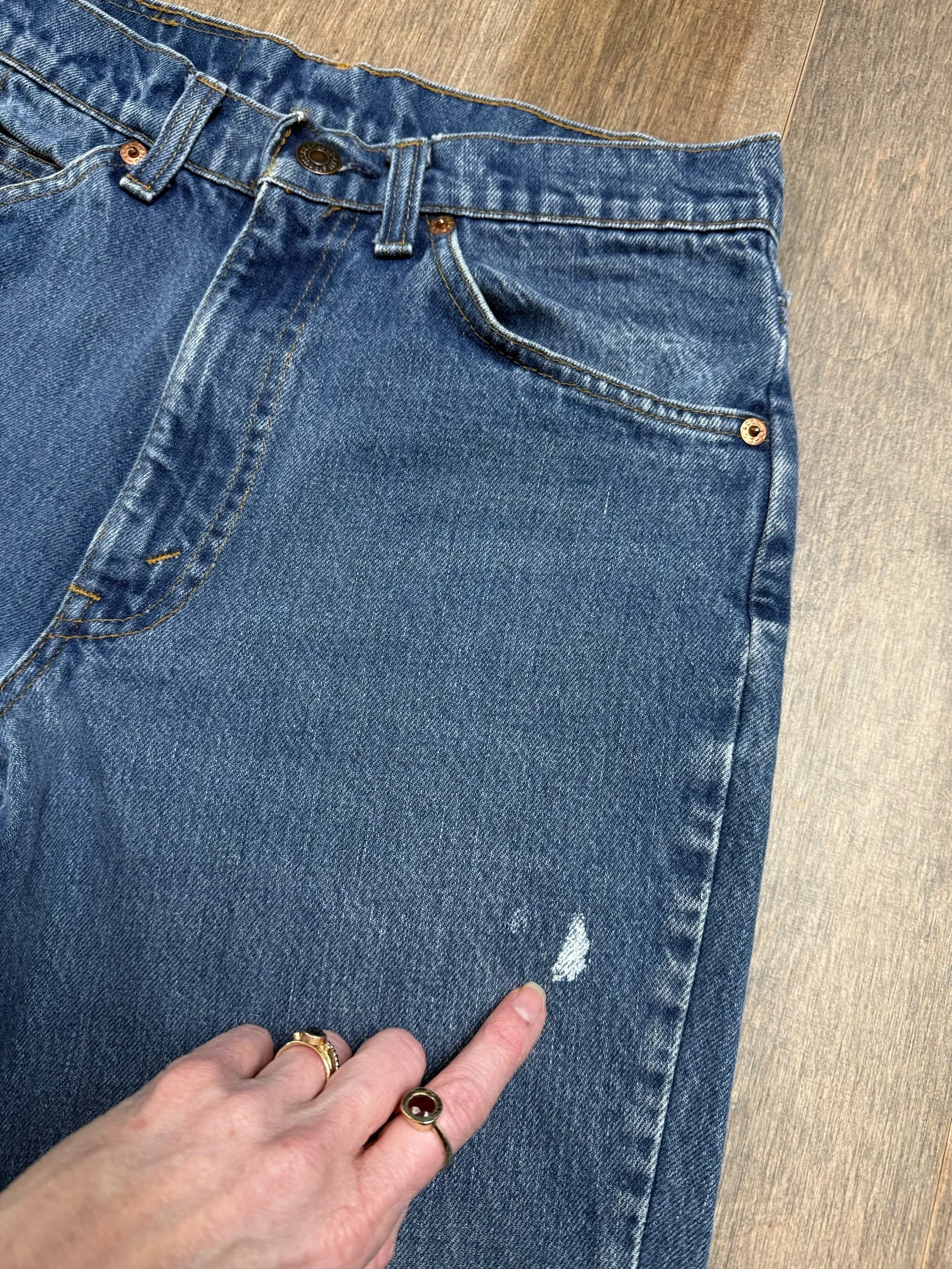 1983 Levi’s USA 517 Tag 30x34 Actual 28x32 — Jean Genie Vintage Co.