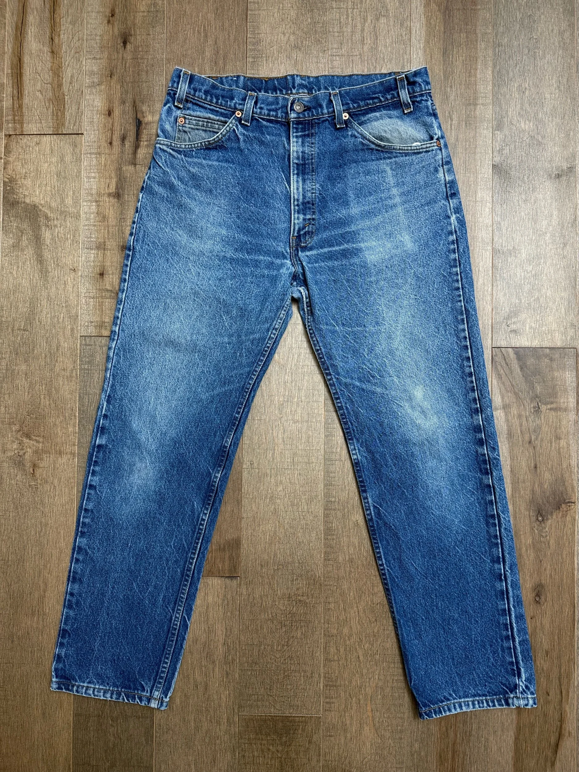 1989 Levi’s USA 505 Tag 36x31 Actual 33/34x30 — Jean Genie Vintage Co.