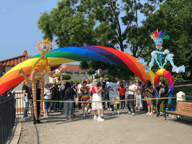 Fire — Anne Cubberly's Giant Puppets