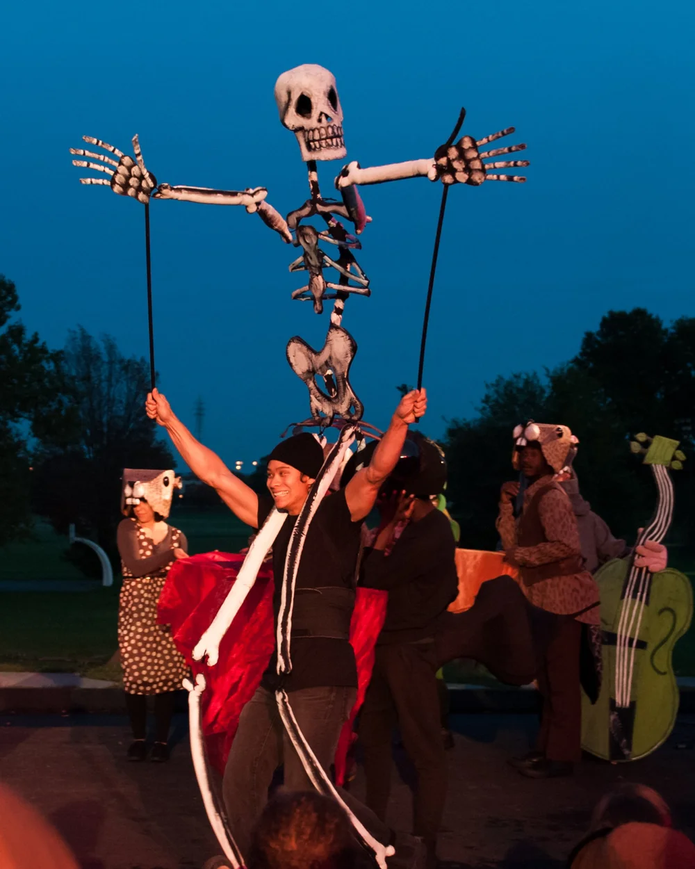 about — Anne Cubberly's Giant Puppets