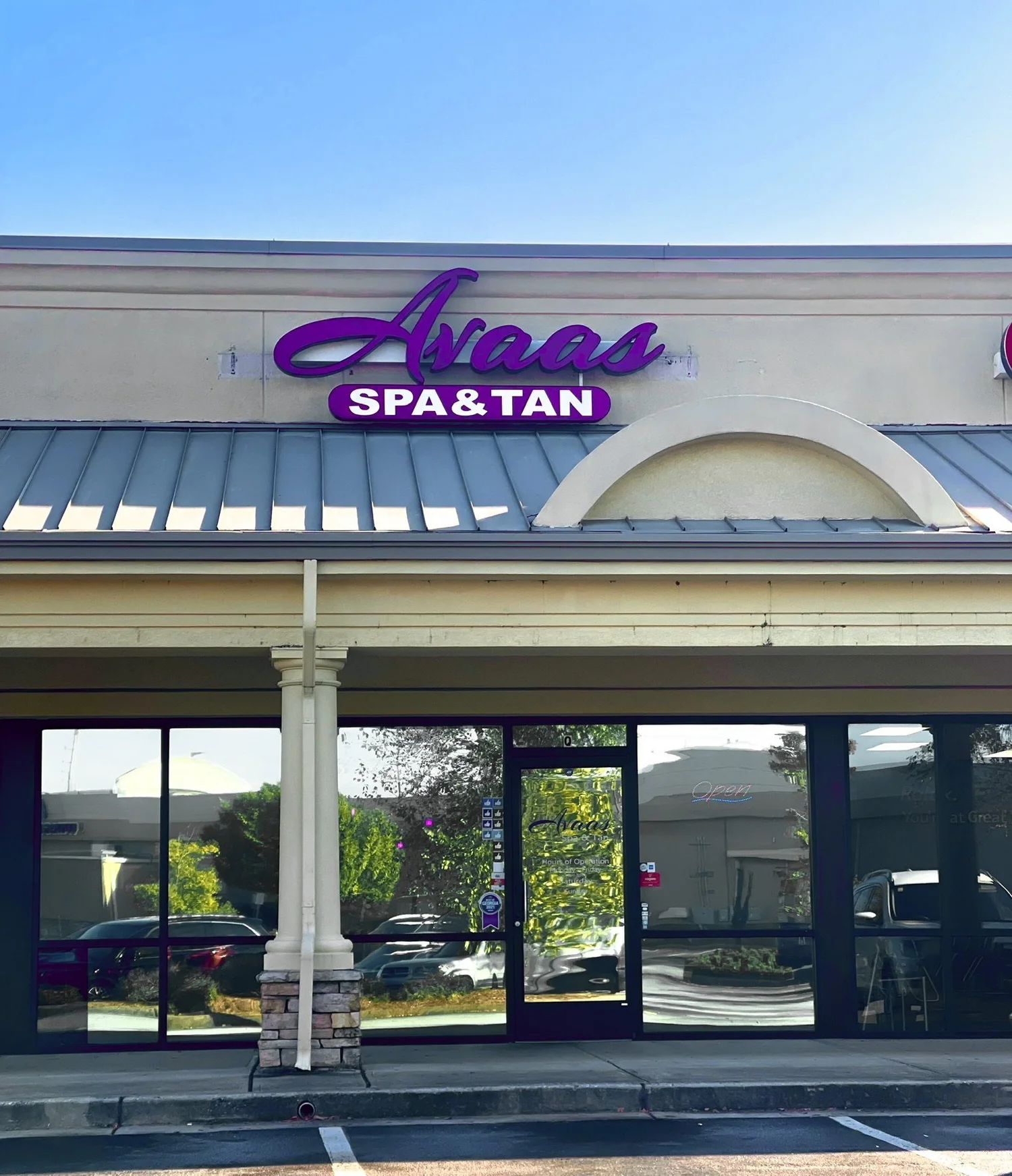 Locations — Avaas Spa & Tan