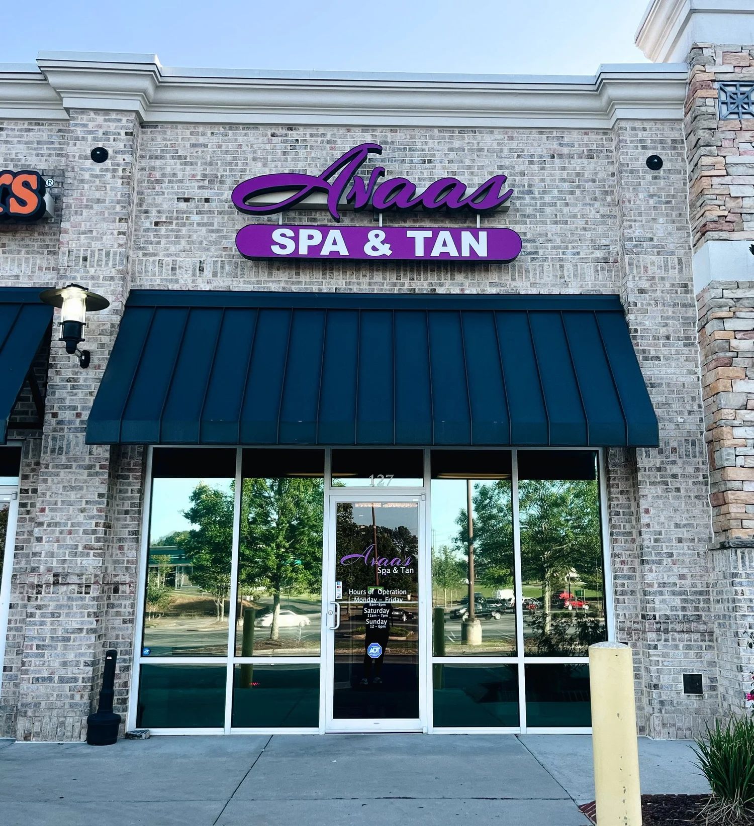 Locations — Avaas Spa & Tan