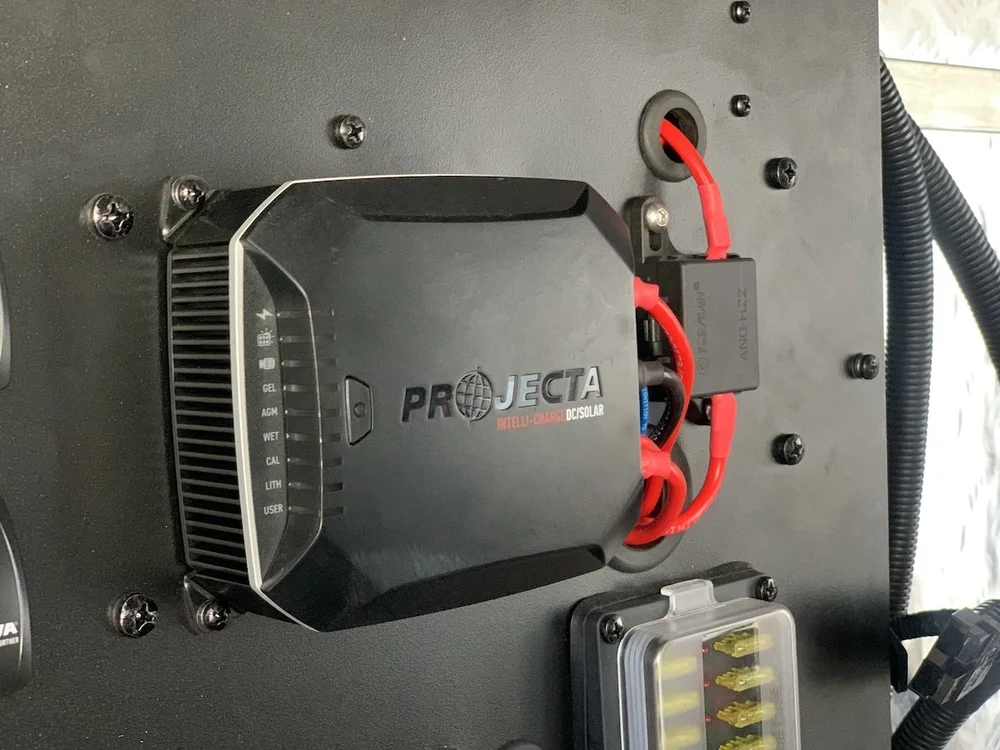 Dual Battery System Toyota Hilux Canopy — Everything Battery