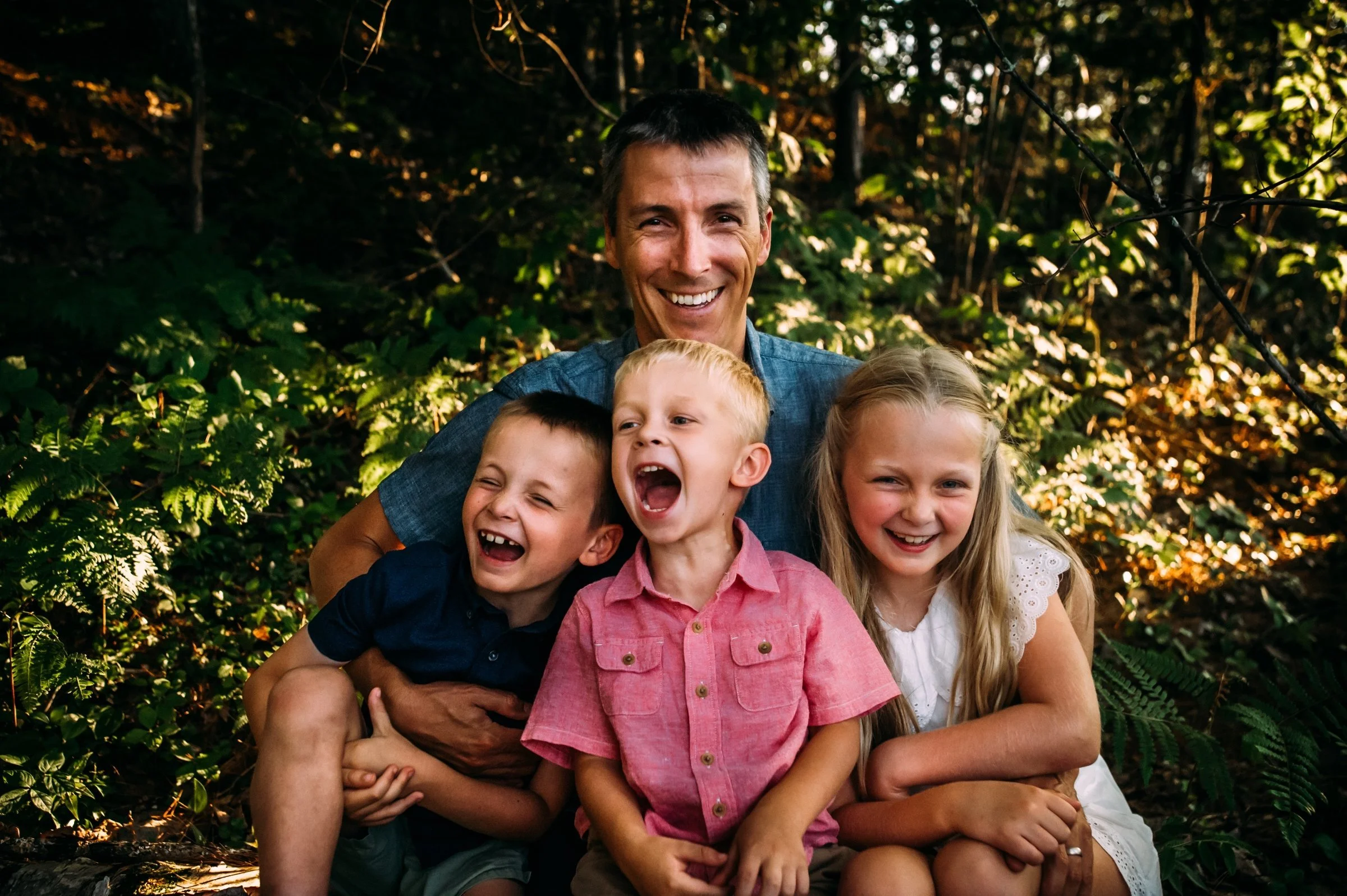 Up North In Wisconsin Family Session | Wisconsin Photographer — Kelly ...