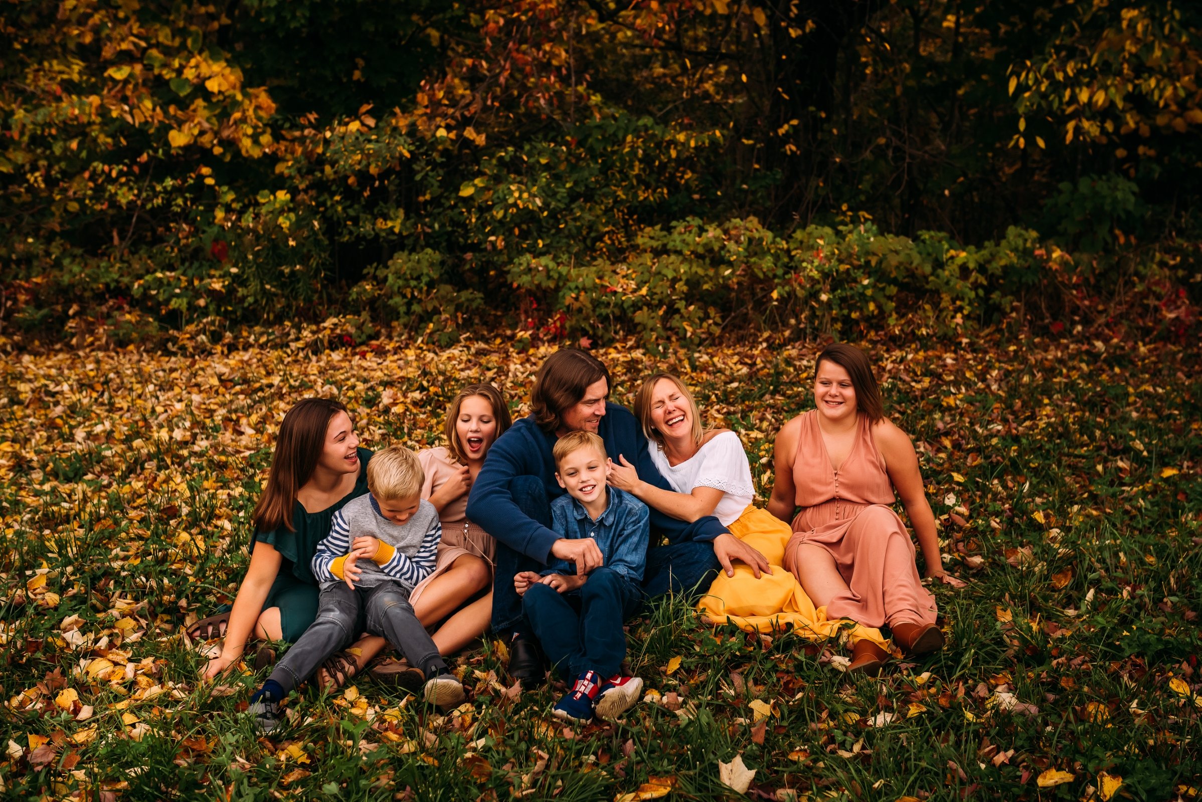 Capturing Memories in Fall: A Stunning Family Photo Session in ...