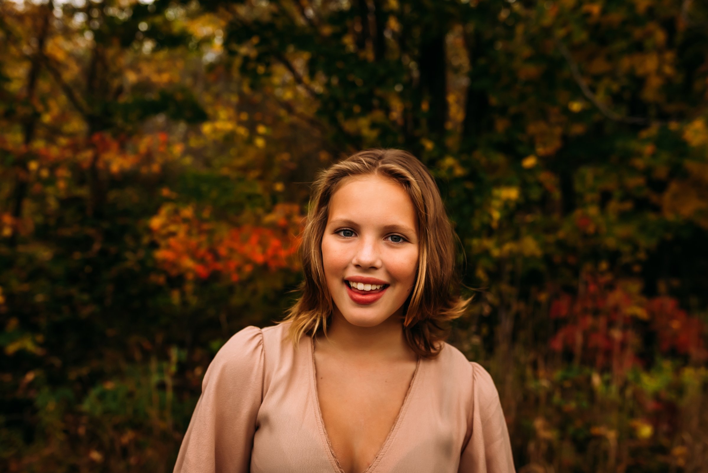Capturing Memories in Fall: A Stunning Family Photo Session in ...