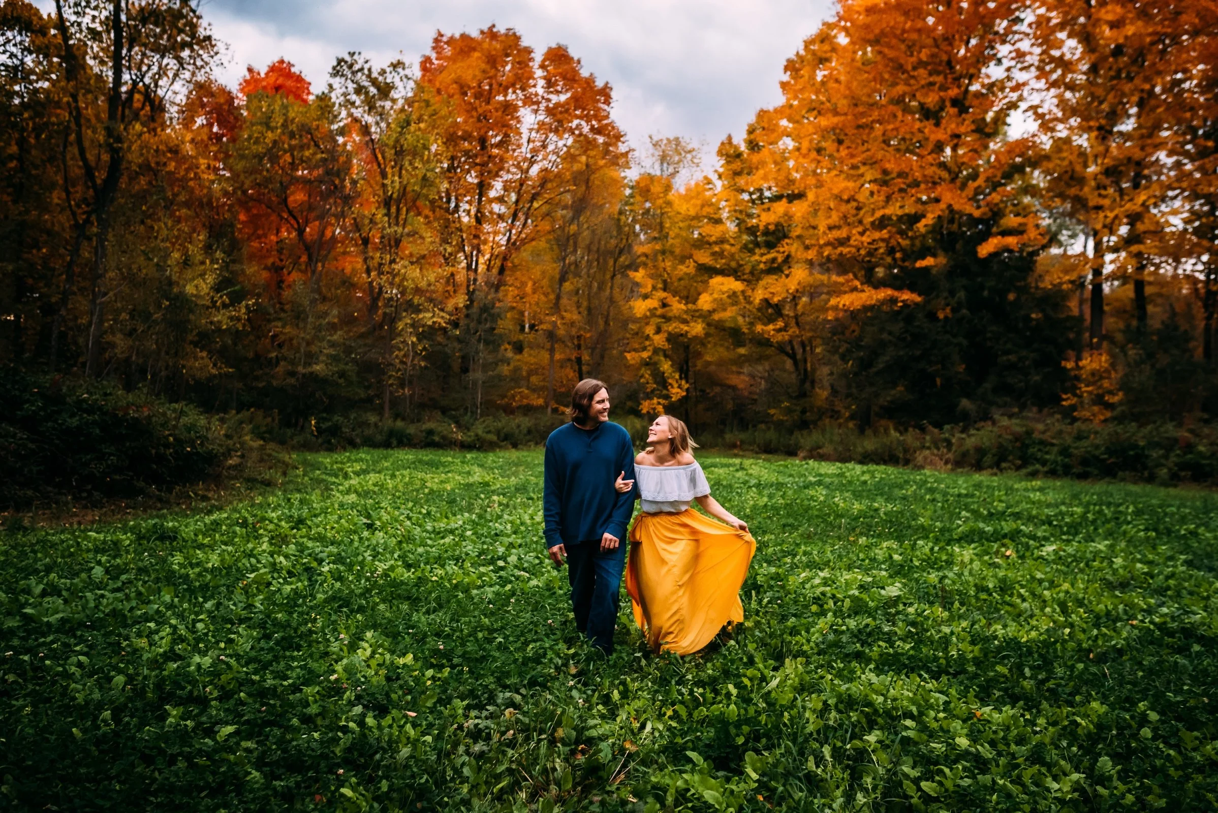 Capturing Memories in Fall: A Stunning Family Photo Session in ...
