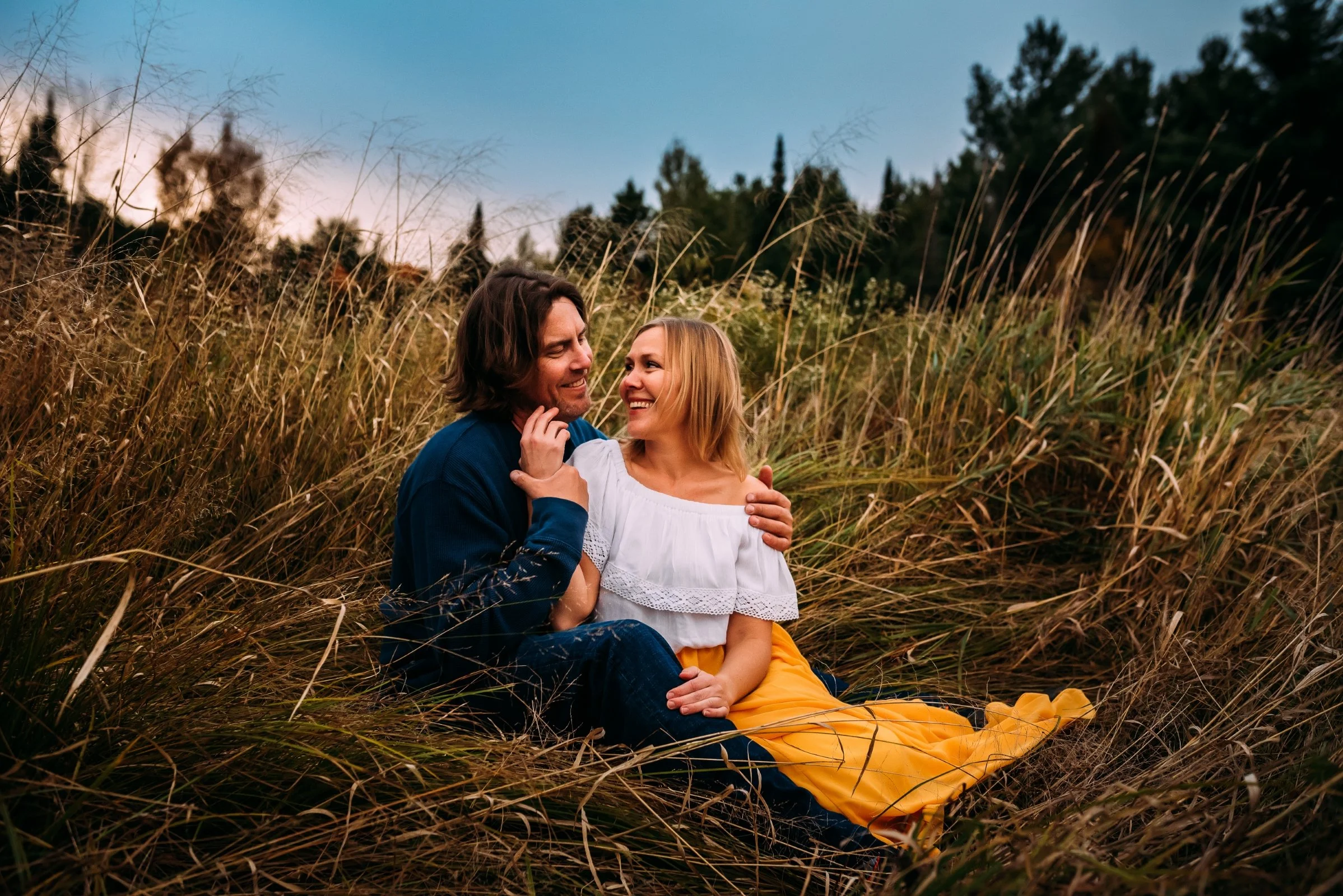 Capturing Memories in Fall: A Stunning Family Photo Session in ...