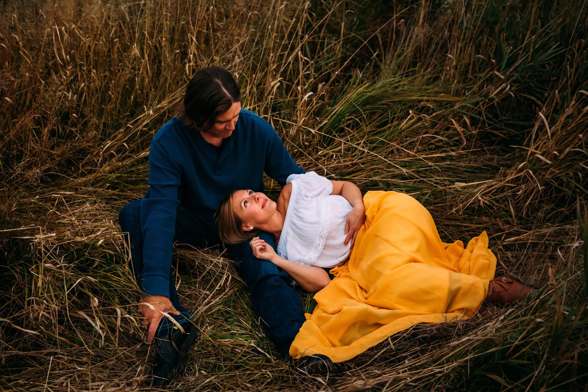 Capturing Memories in Fall: A Stunning Family Photo Session in ...