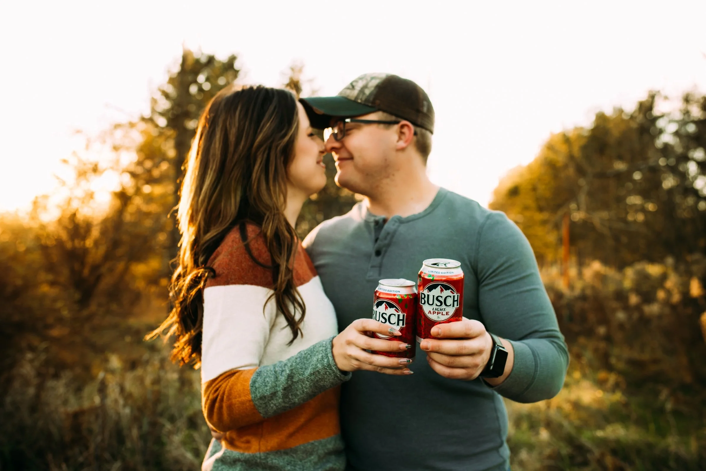 Unique Engagement Photos Ideas to Set Your Photos Apart from the Rest ...