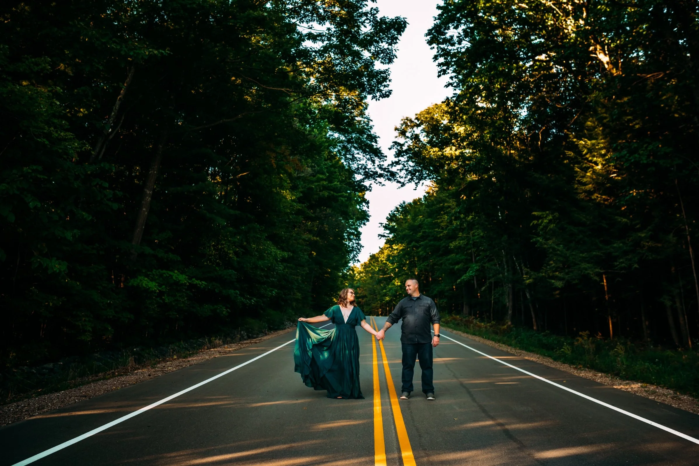 Unique Engagement Photos Ideas to Set Your Photos Apart from the Rest ...