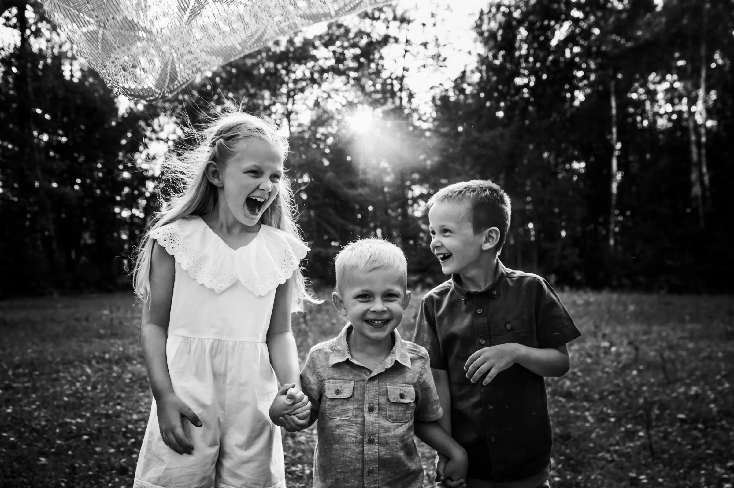 Capturing Memorable Moments: How to have Fun Family Photos with Kids ...
