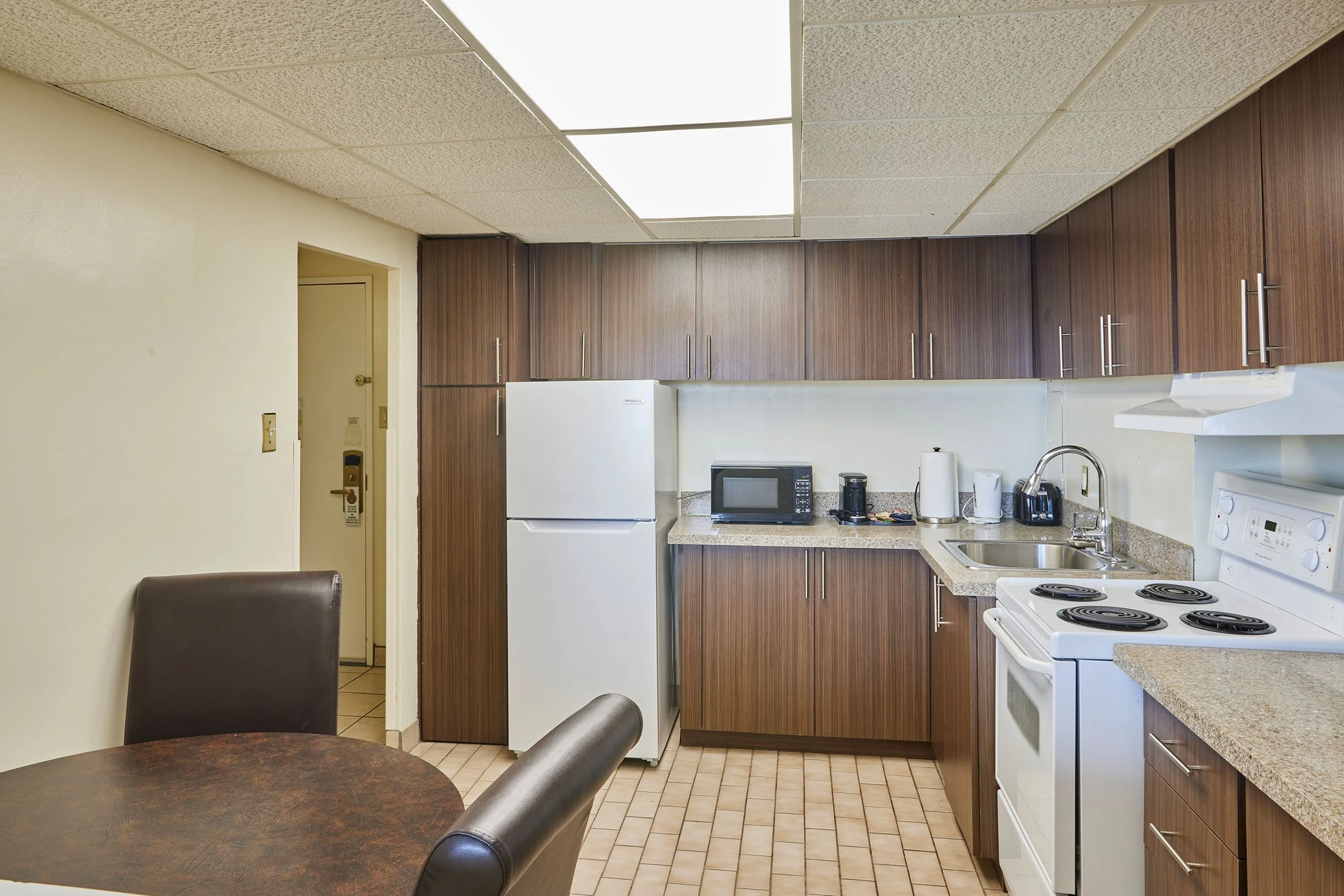 Signature — The Business Inn