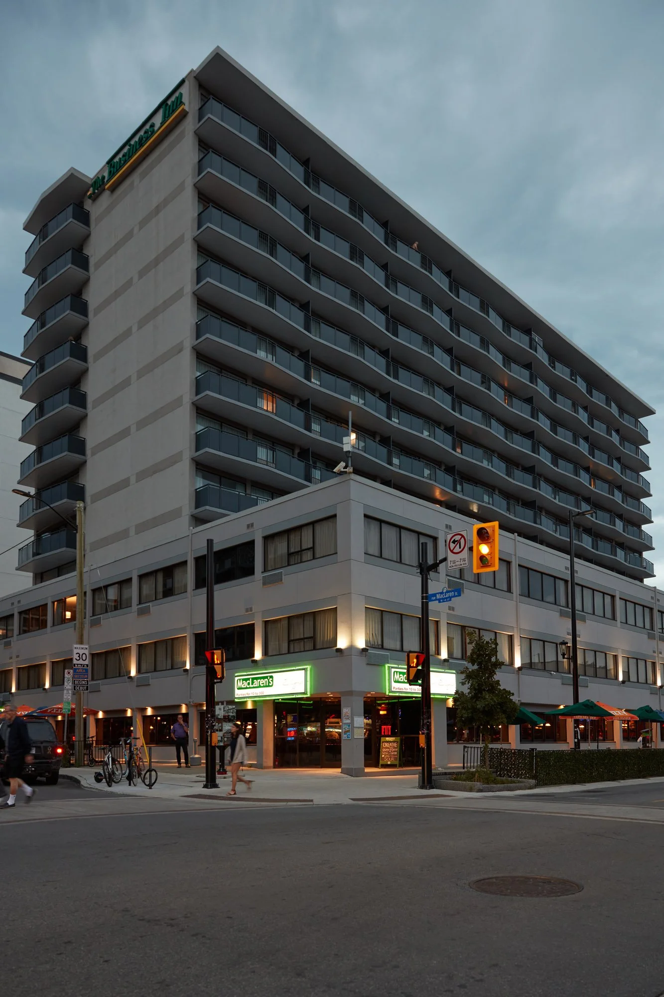 About 4 — The Business Inn & Suites | Official Site