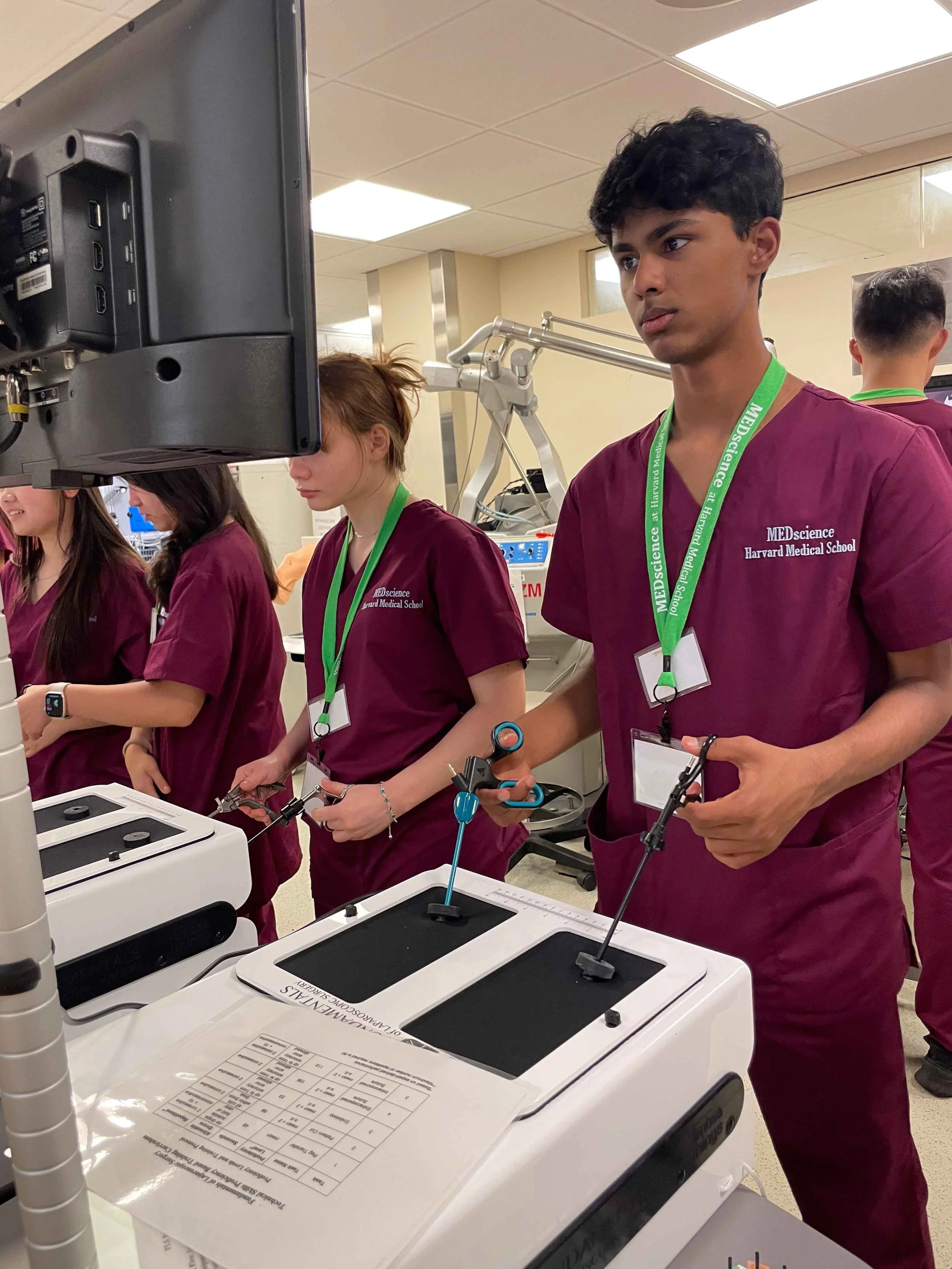 Surgical Robotics & AI Program | HMS MEDscience x Moonshot — HMS MEDscience