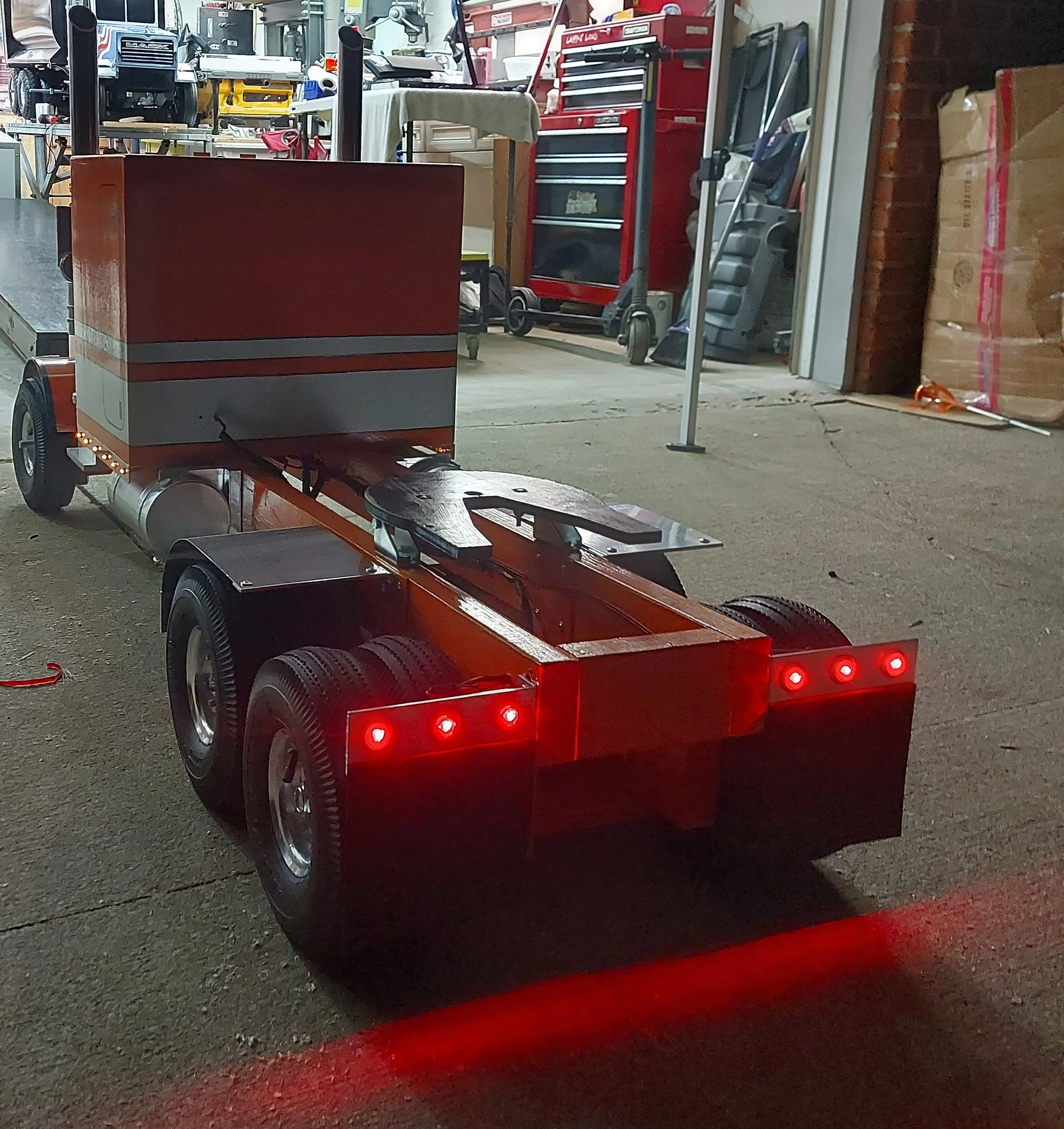 SEMI-TRAILER TRUCKS — Big Scale RC Trucks