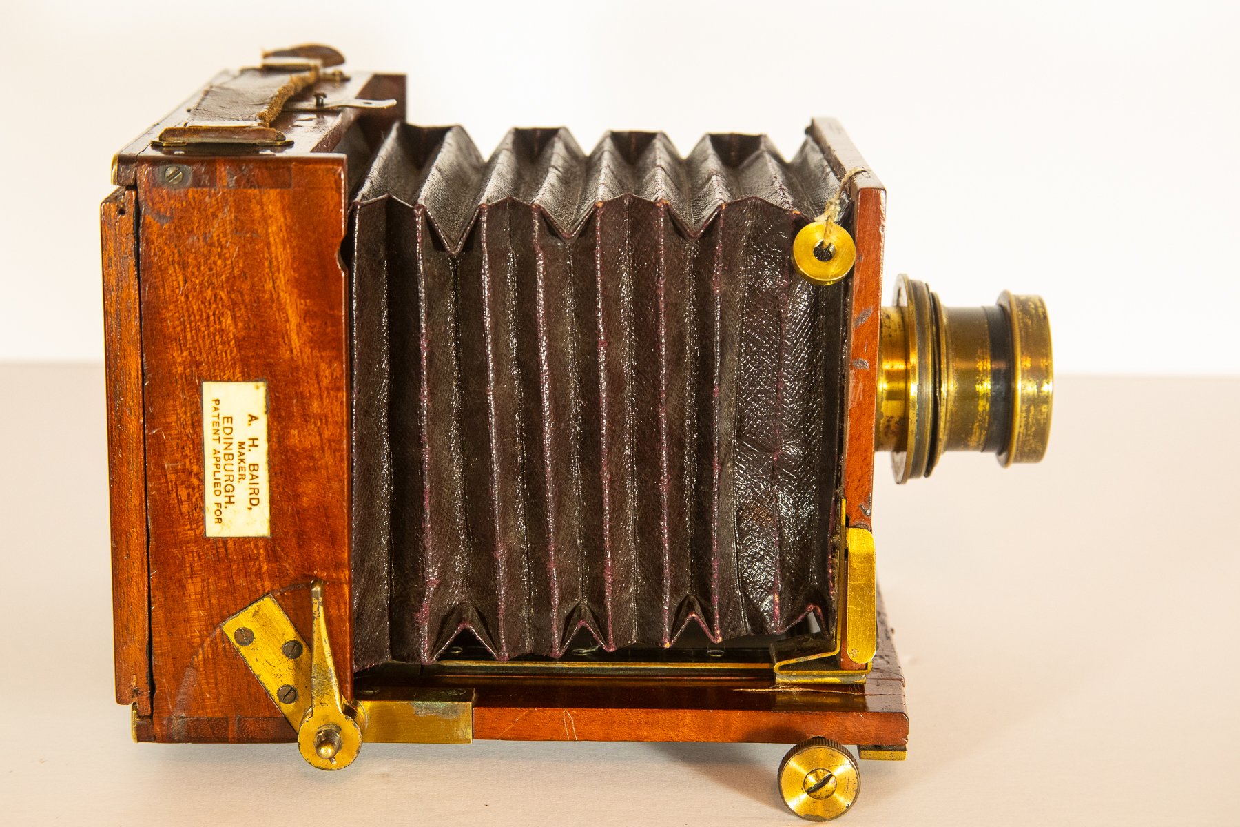 Stuart Fabe's Antique Camera Collection