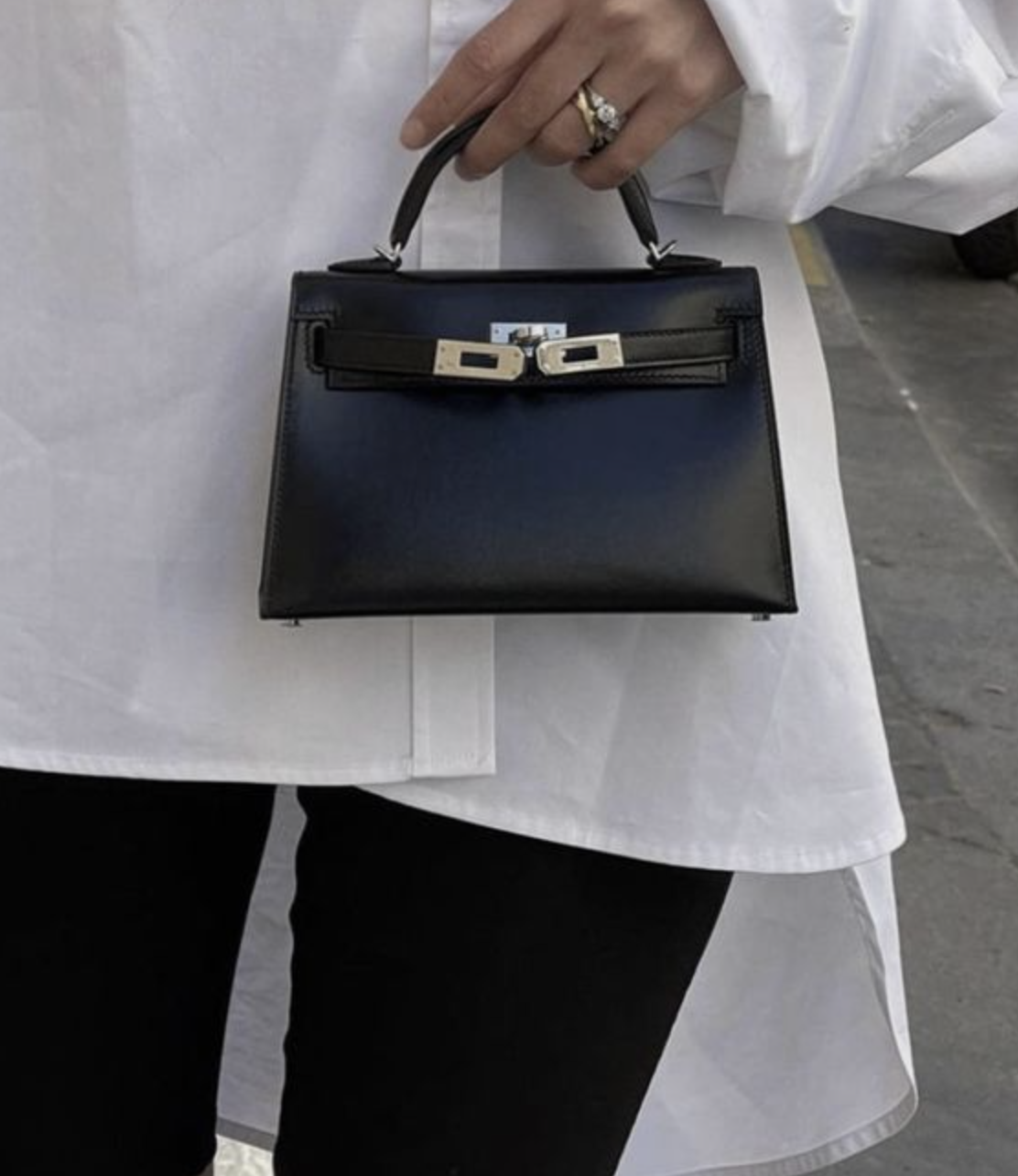 5 Things You Need to Know About Hermès Kelly Mini — Léa Phillips ...