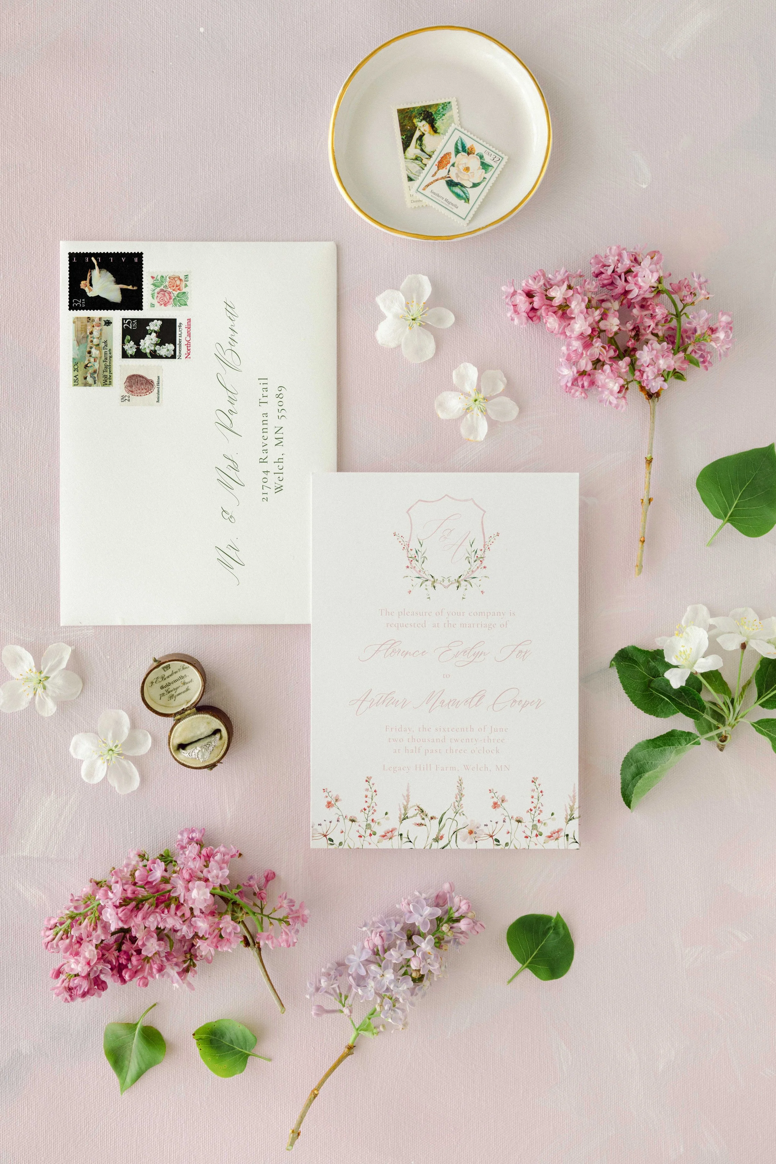 2025 Wedding Invitation Trends You’ll Love — Daydream Paper Studio