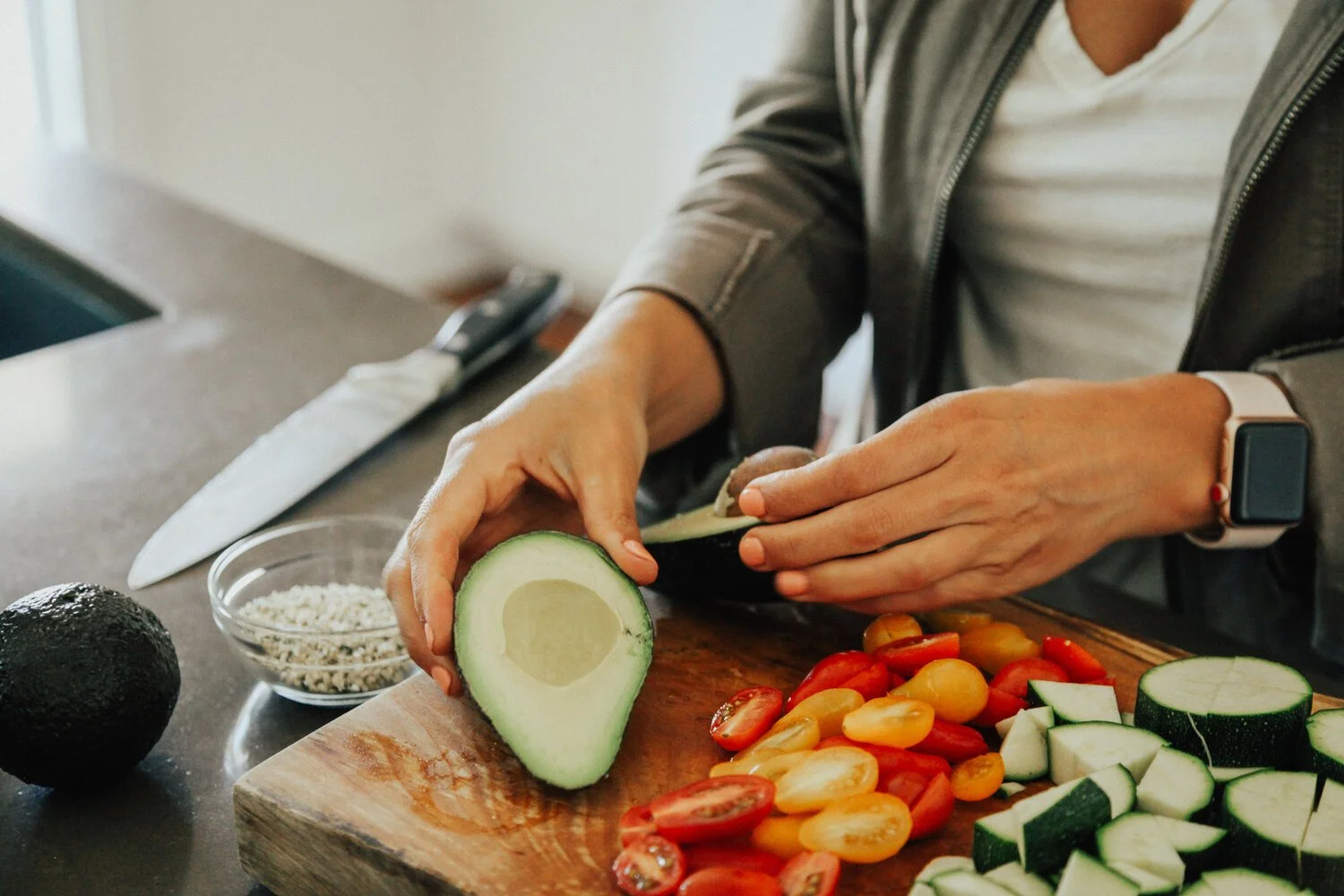 Farmer's Market Salad — Lia Nicole Nutrition + Wellness