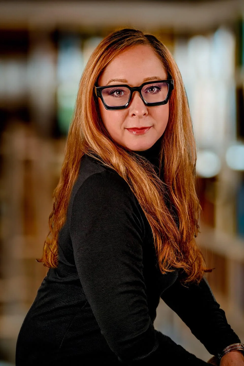 Female Modern Professional Headshots - Female Executive Guide to ...