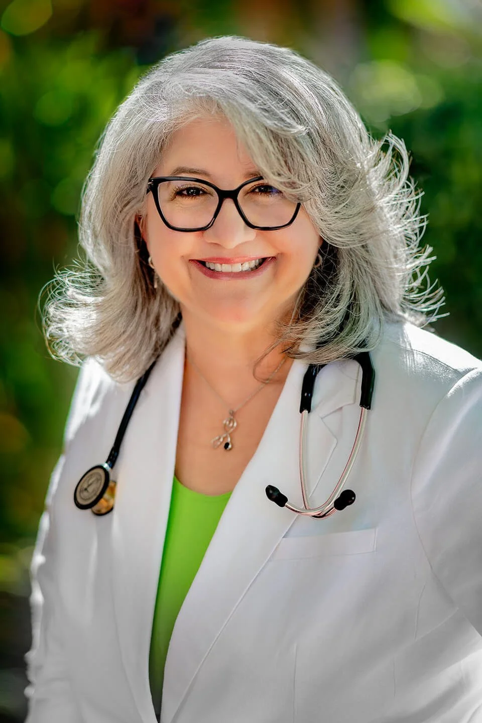 Skyrocket Your Career with Headshots: 12 Headshot Examples to Inspire ...