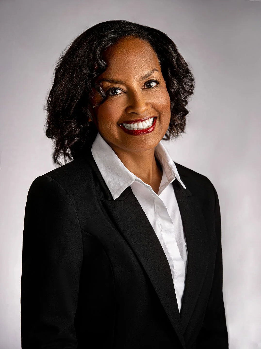 What to Wear for Headshots | Expert Tips from Los Angeles Pro ...
