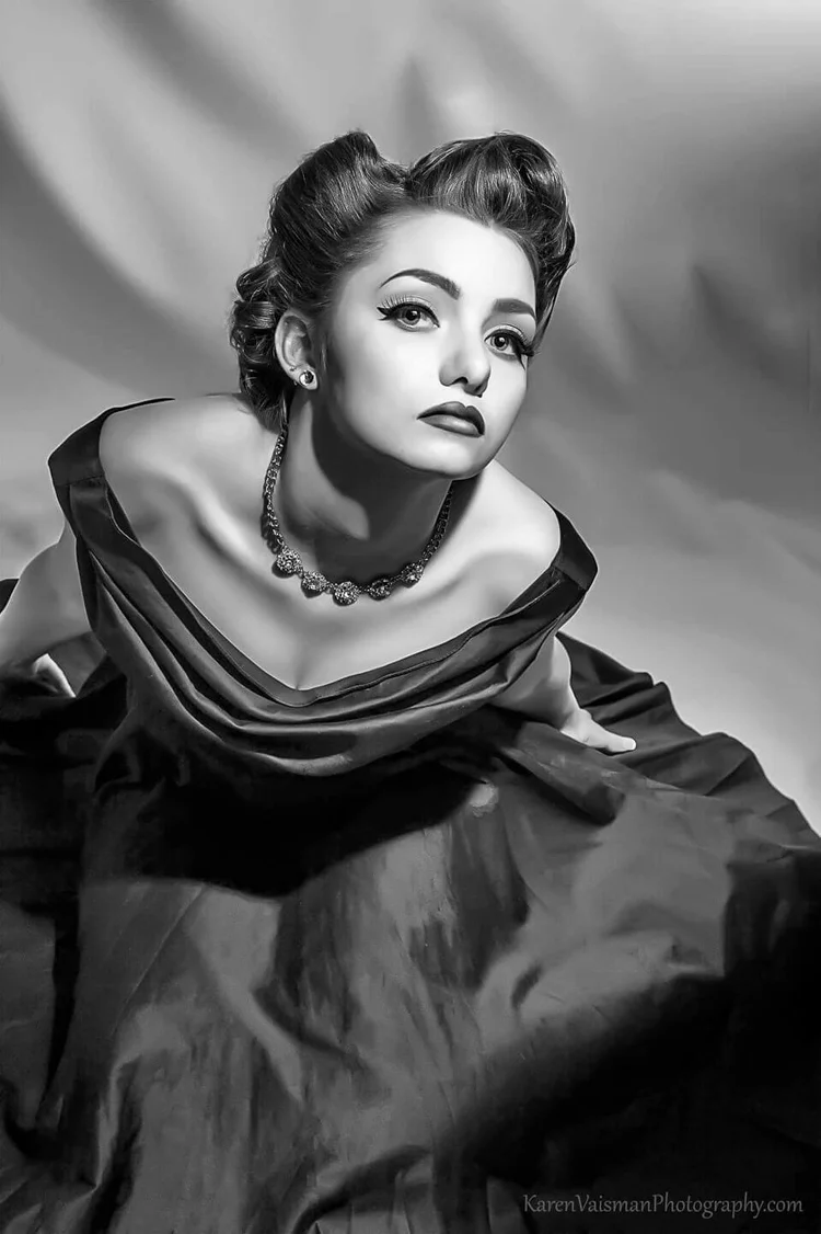 Black and White Photography - Portraits - Black and White Portrait ...