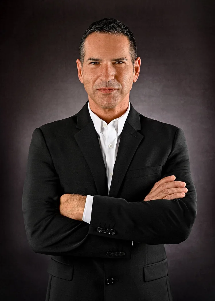 Business Casual Headshots: The Ultimate LA Headshot Guide to Business ...