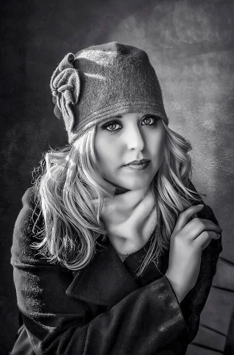 Black and White Photography - Portraits - Black and White Portrait ...