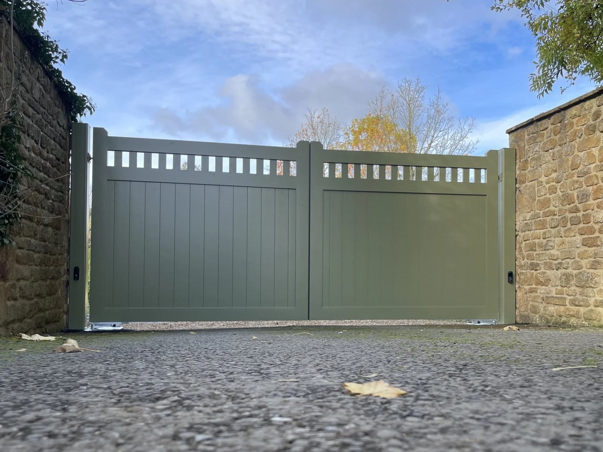 General 1 — Empire Gates