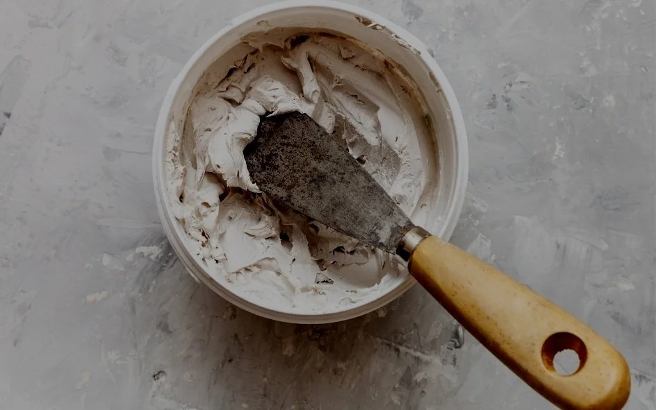 Flytspackel gipsbaserat — Constelco