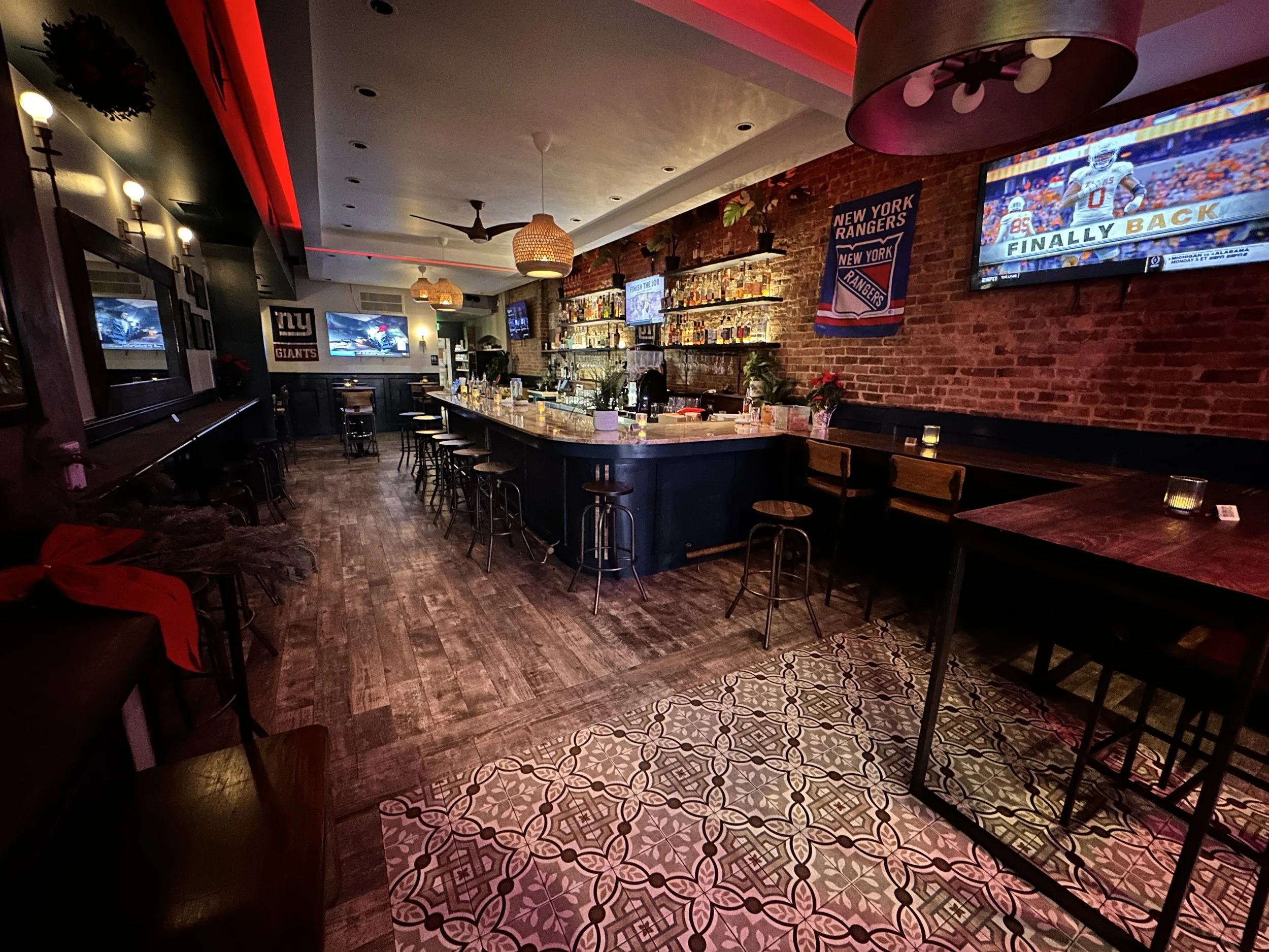 Chuzo Culture | Ecuadorian Sports Bar