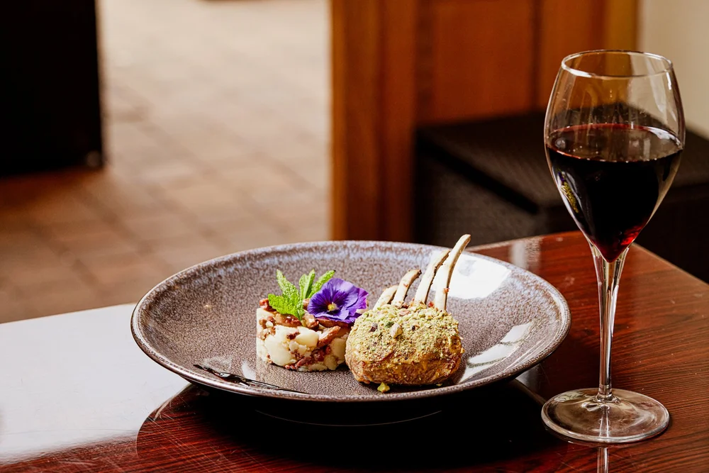 Carriages — Linton Hotel