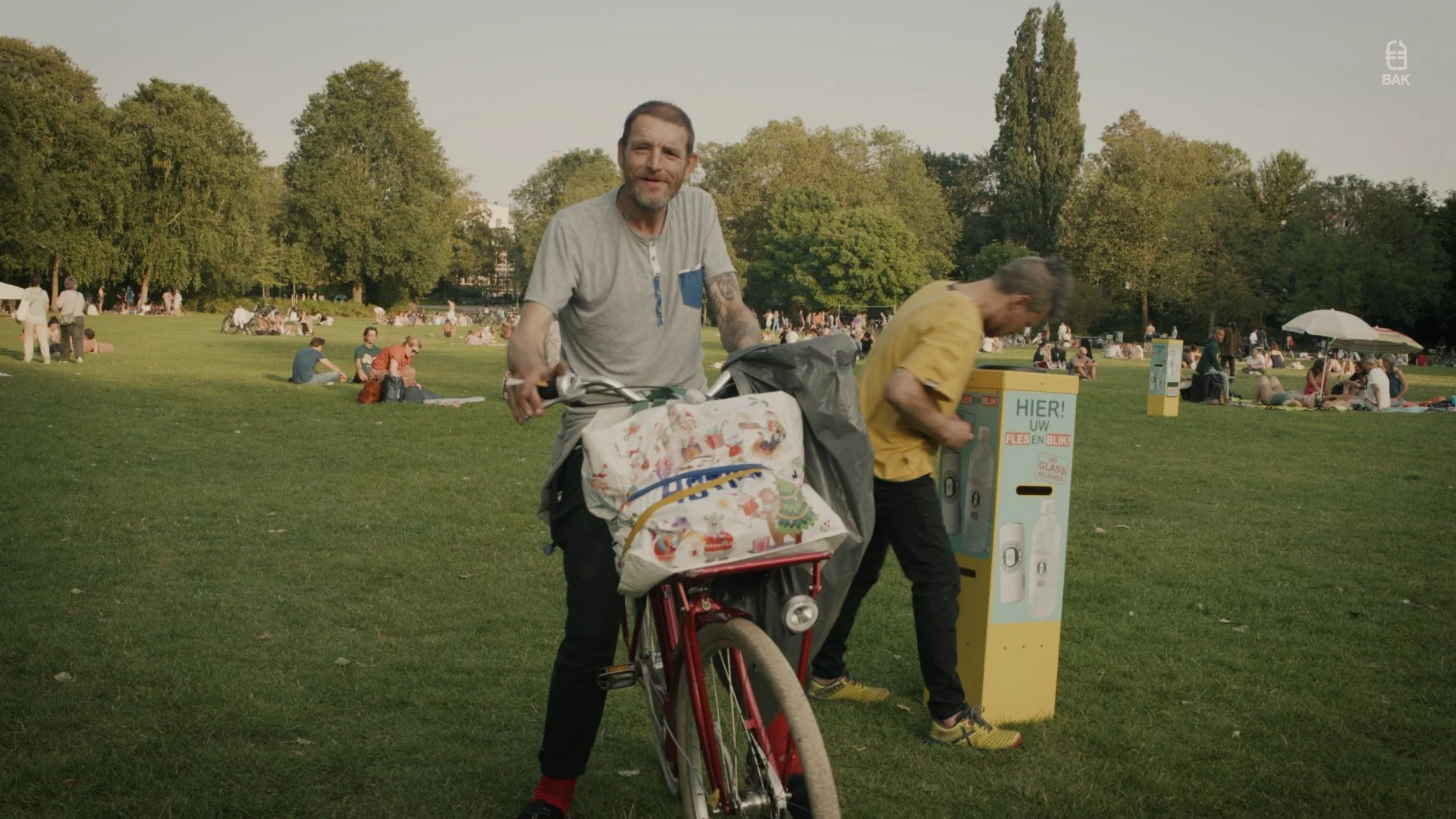 De Statiegeldbak - Doneer je plastic flesjes en blikjes aan je directe ...
