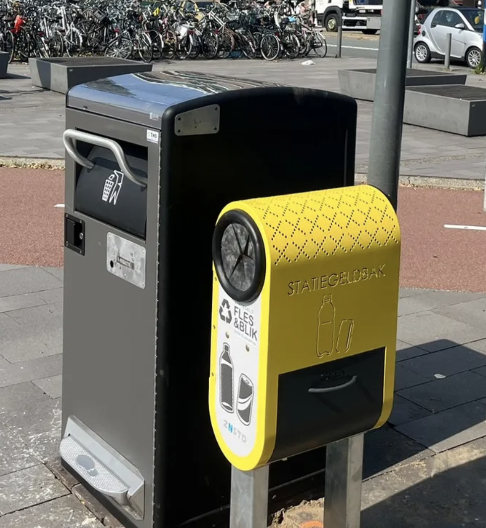 De Statiegeldbak - Doneer je plastic flesjes en blikjes aan je directe ...
