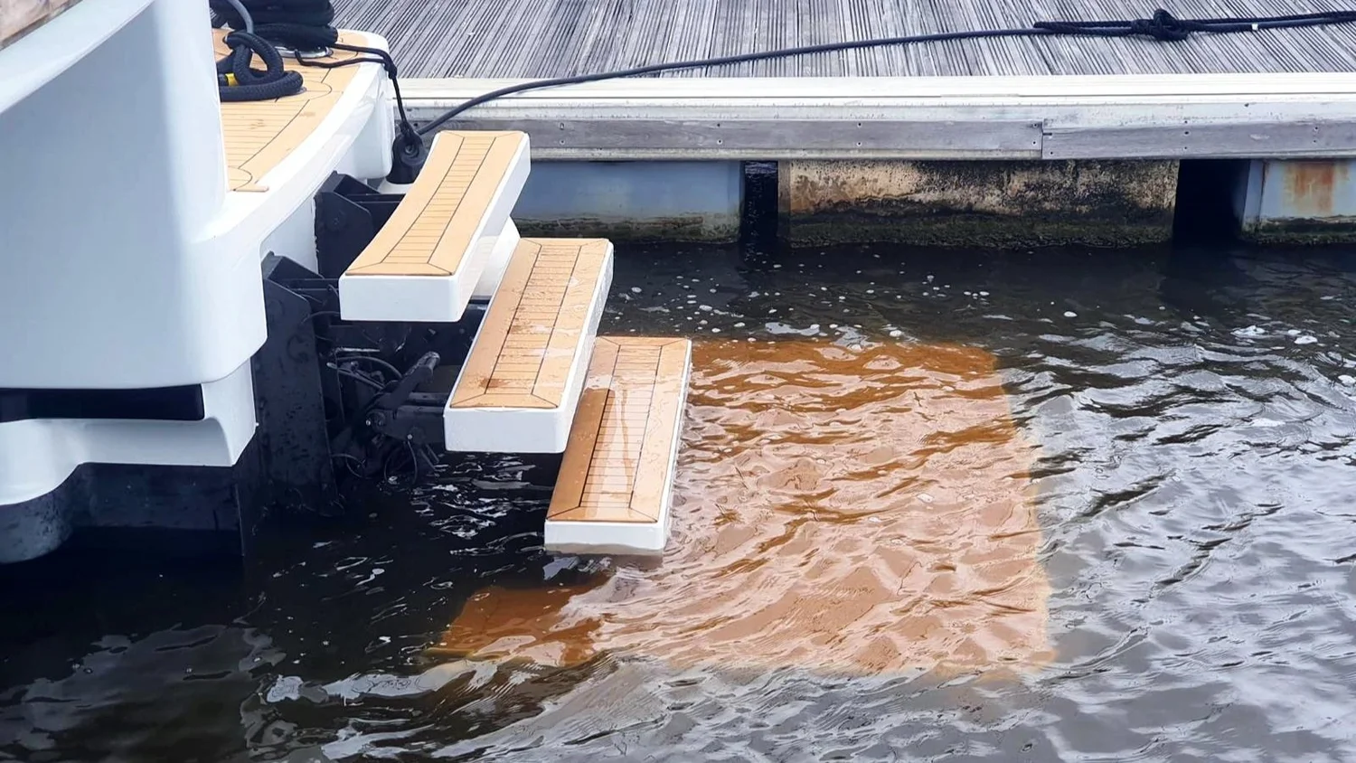 DAVCO: Tender Management Solutions -Marine Cranes, Swim Platforms ...