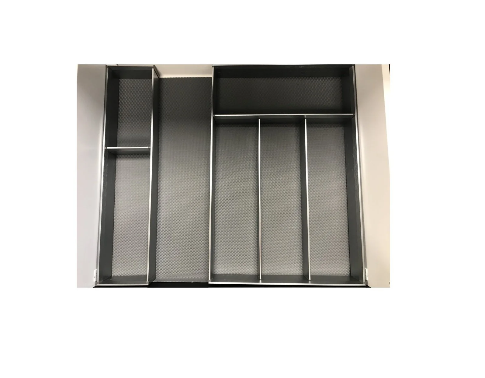 Lazy Susan mechanism for corner base — Kitchen Depot