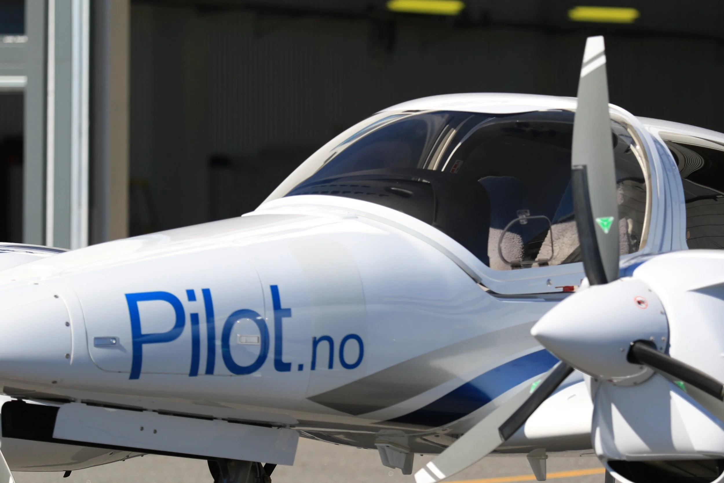 Job opportunities | Explore Your Future — pilot