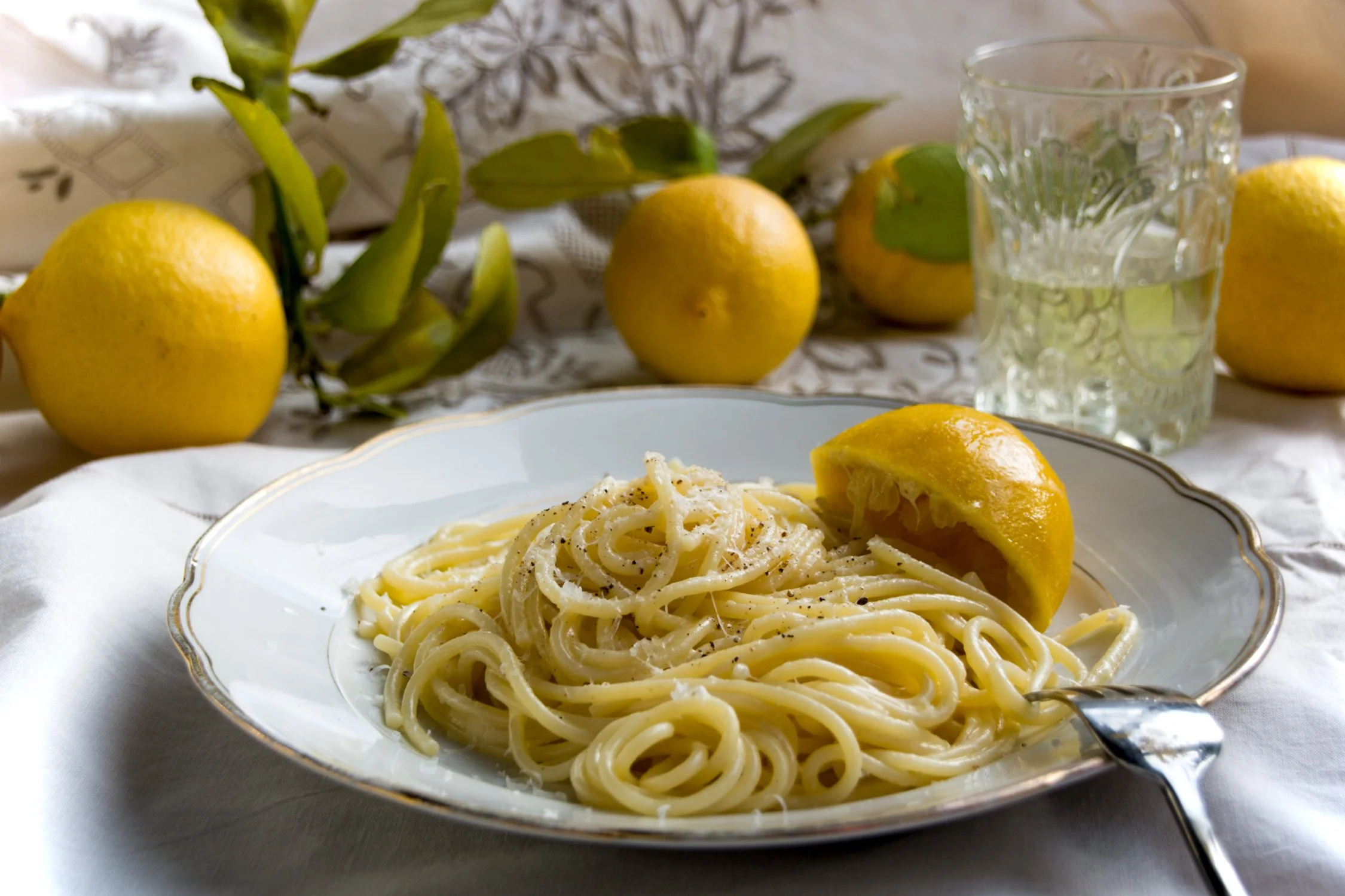 Spaghetti al limone – spaghetti with lemon — Italy On My Mind