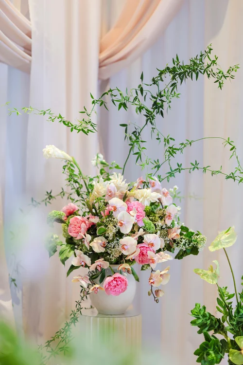 Canon USA editorial wedding shoot flowers launching their new camera.