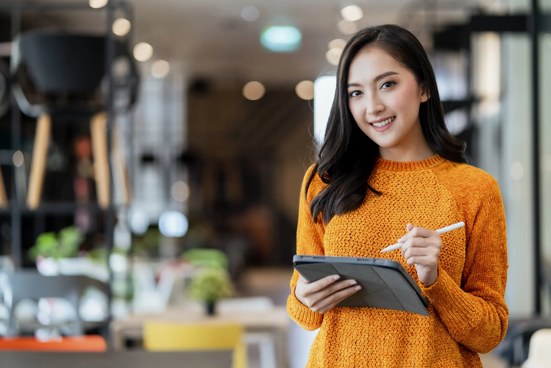 INTERNAL IDENTITY VERSUS EXTERNAL IDENTITY