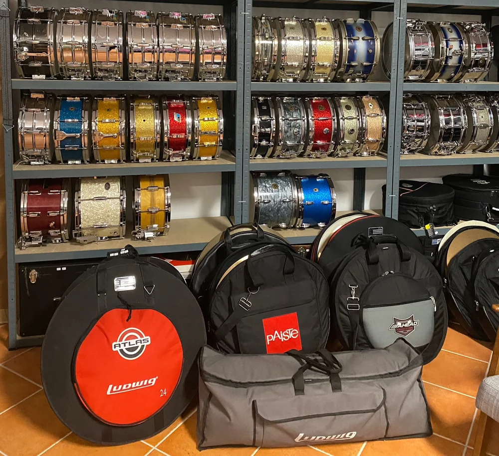 Purple Chord, Classic and Vintage Drums and Cymbals by Beppe Quiroli