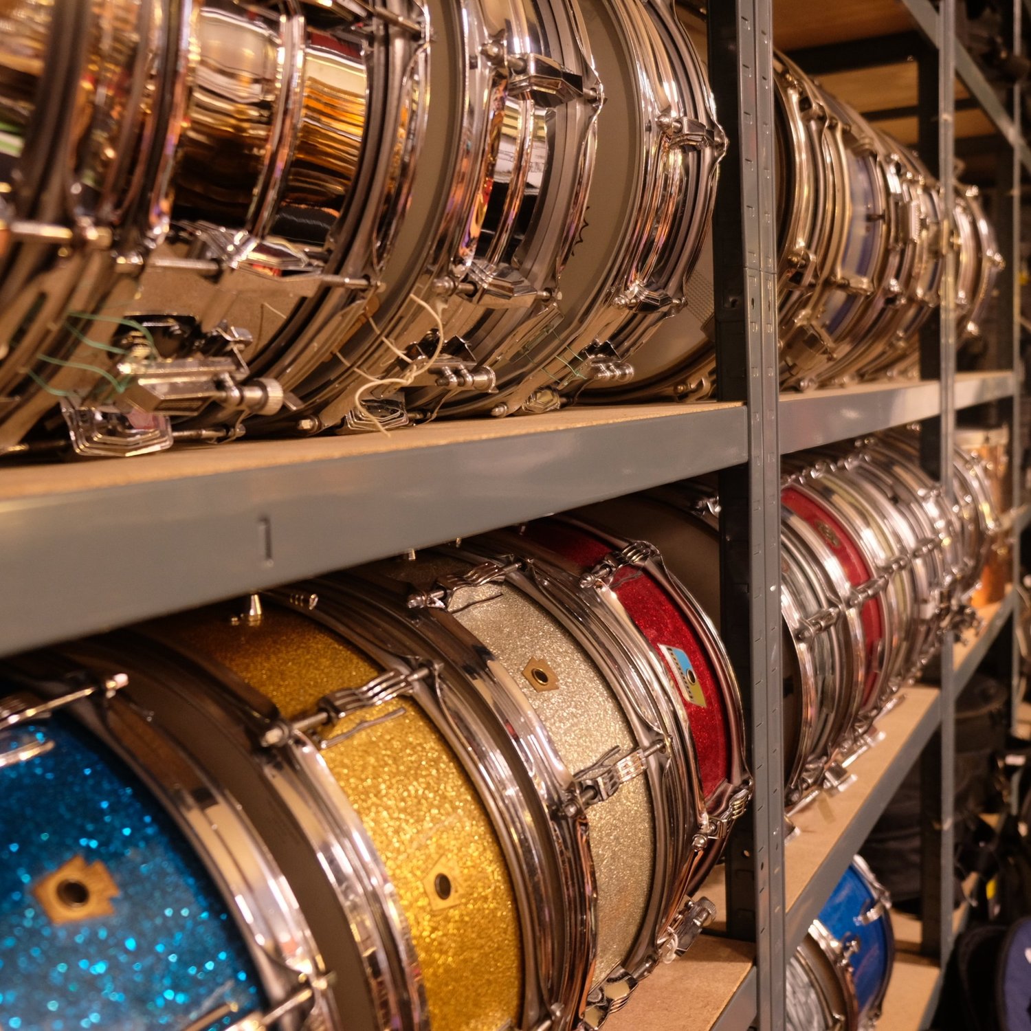 Purple Chord, Classic and Vintage Drums and Cymbals by Beppe Quiroli