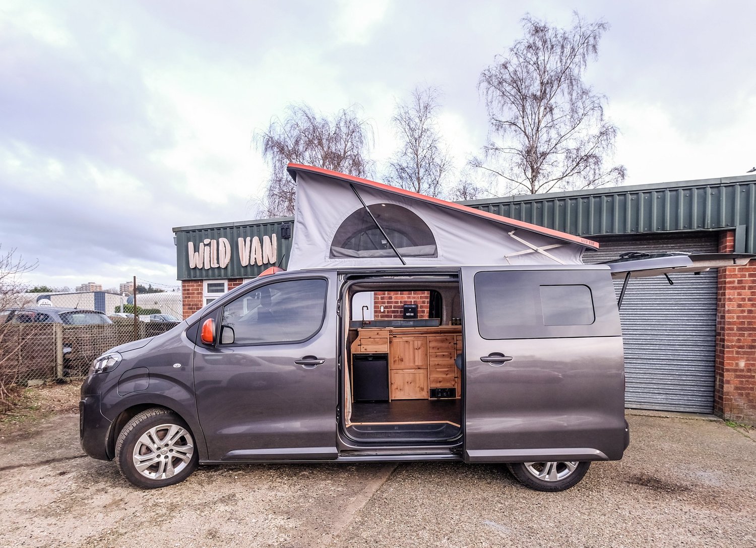 Pop-Top Roofs | Elevating Roof Fitting | Nissan NV200 Pop-Tops | UK Pop ...