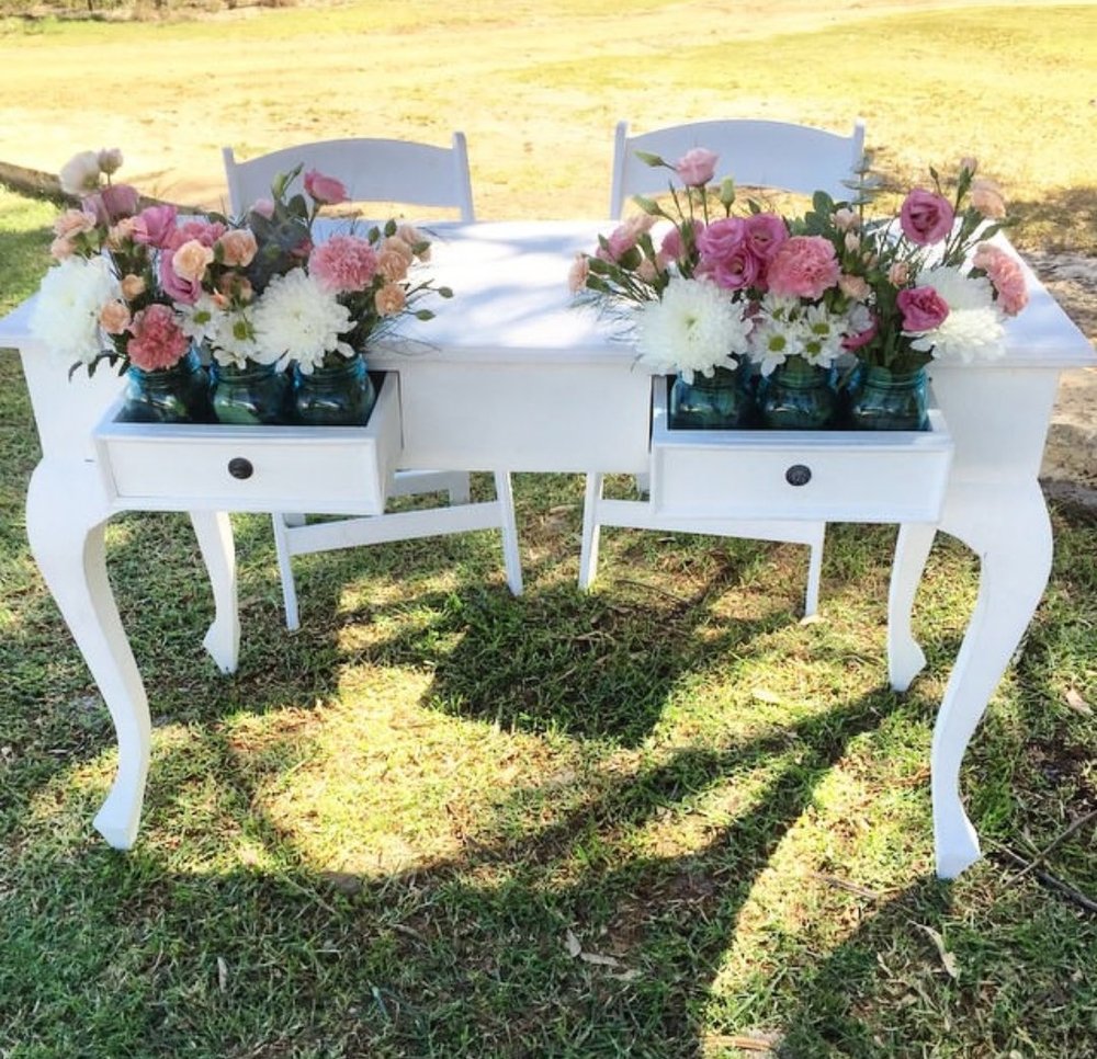 Antique Table White — Wedding Day Flair