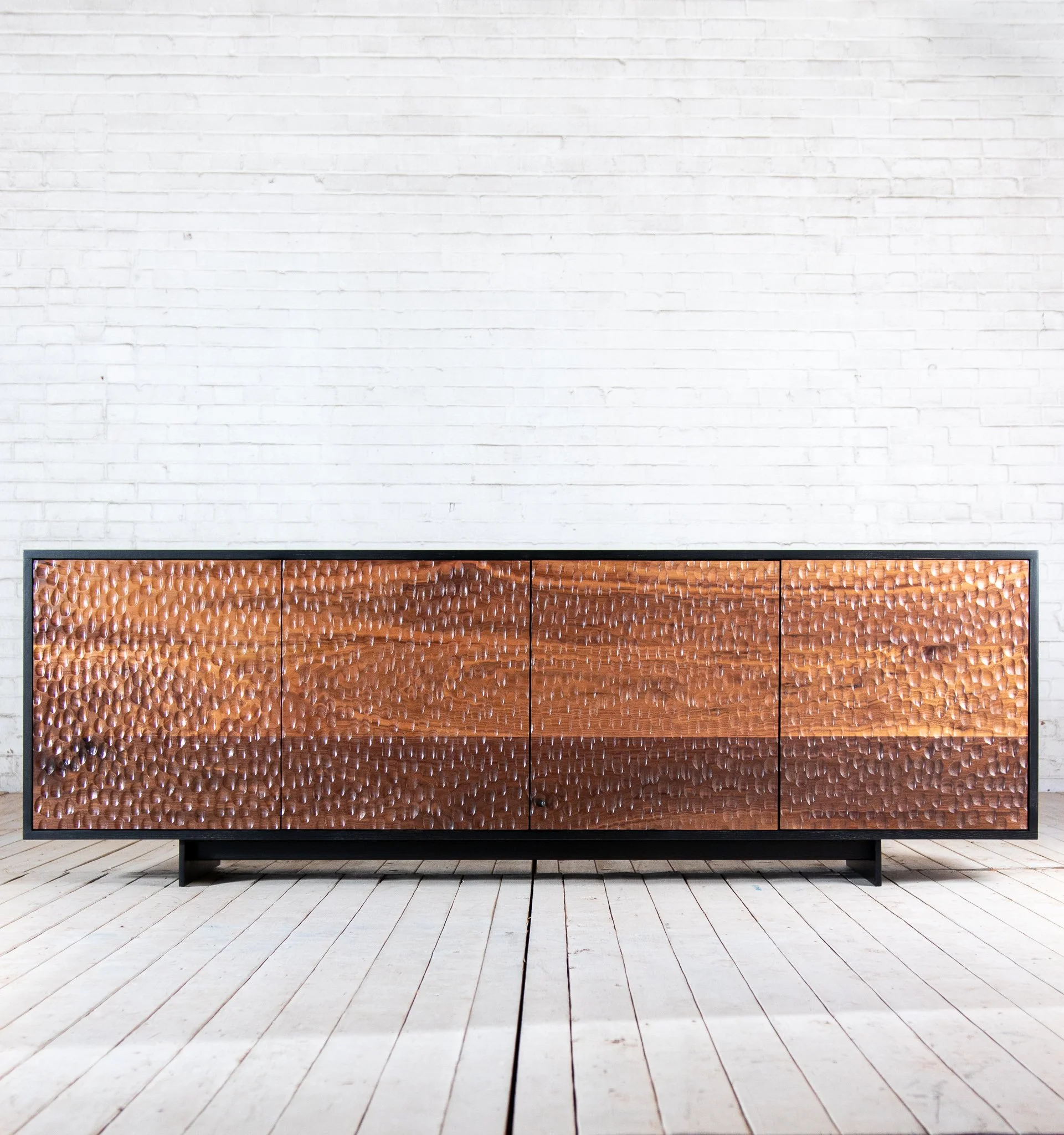 Mobley Console — BRICKER & BEAM