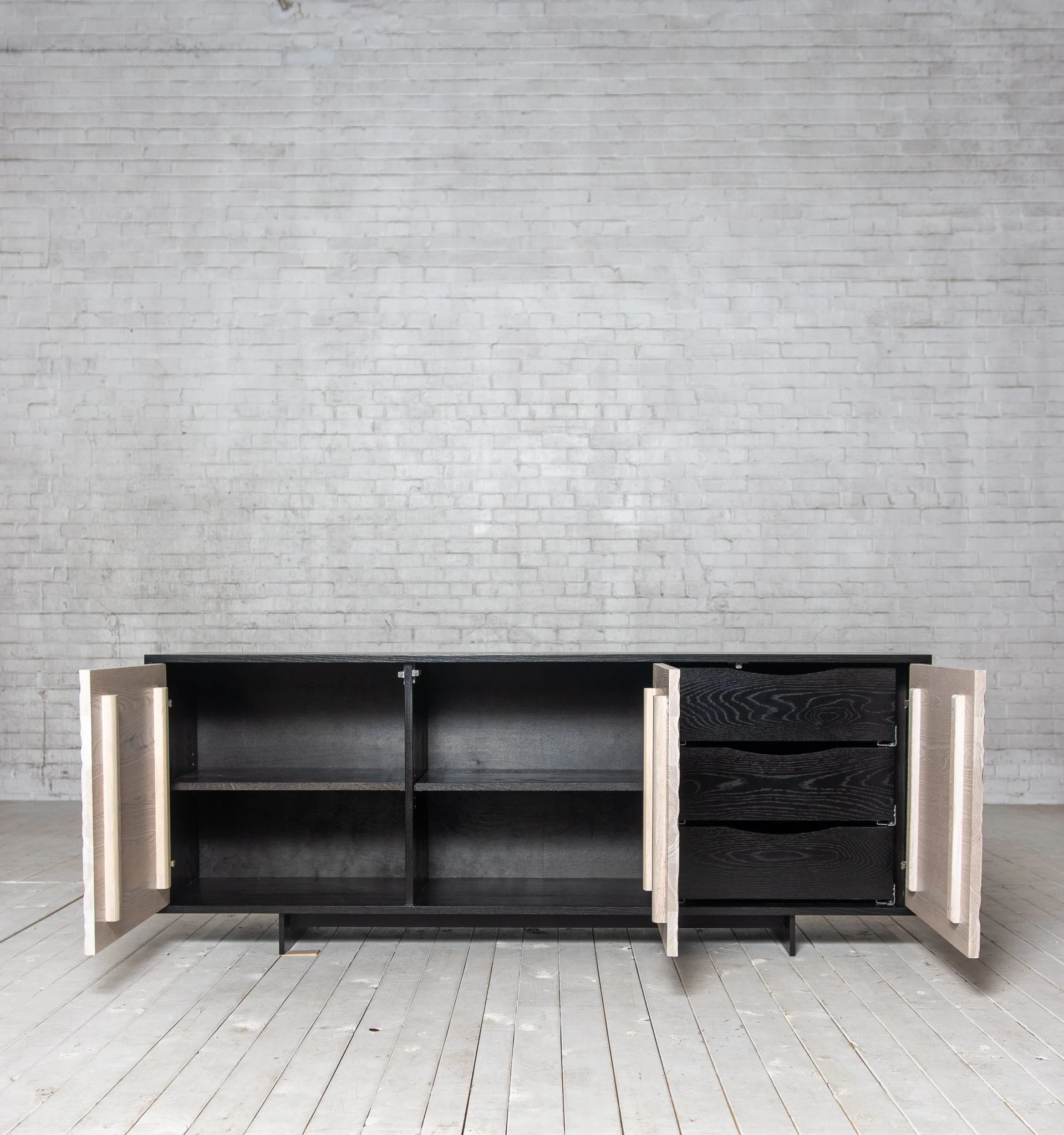 Mobley Console — BRICKER & BEAM