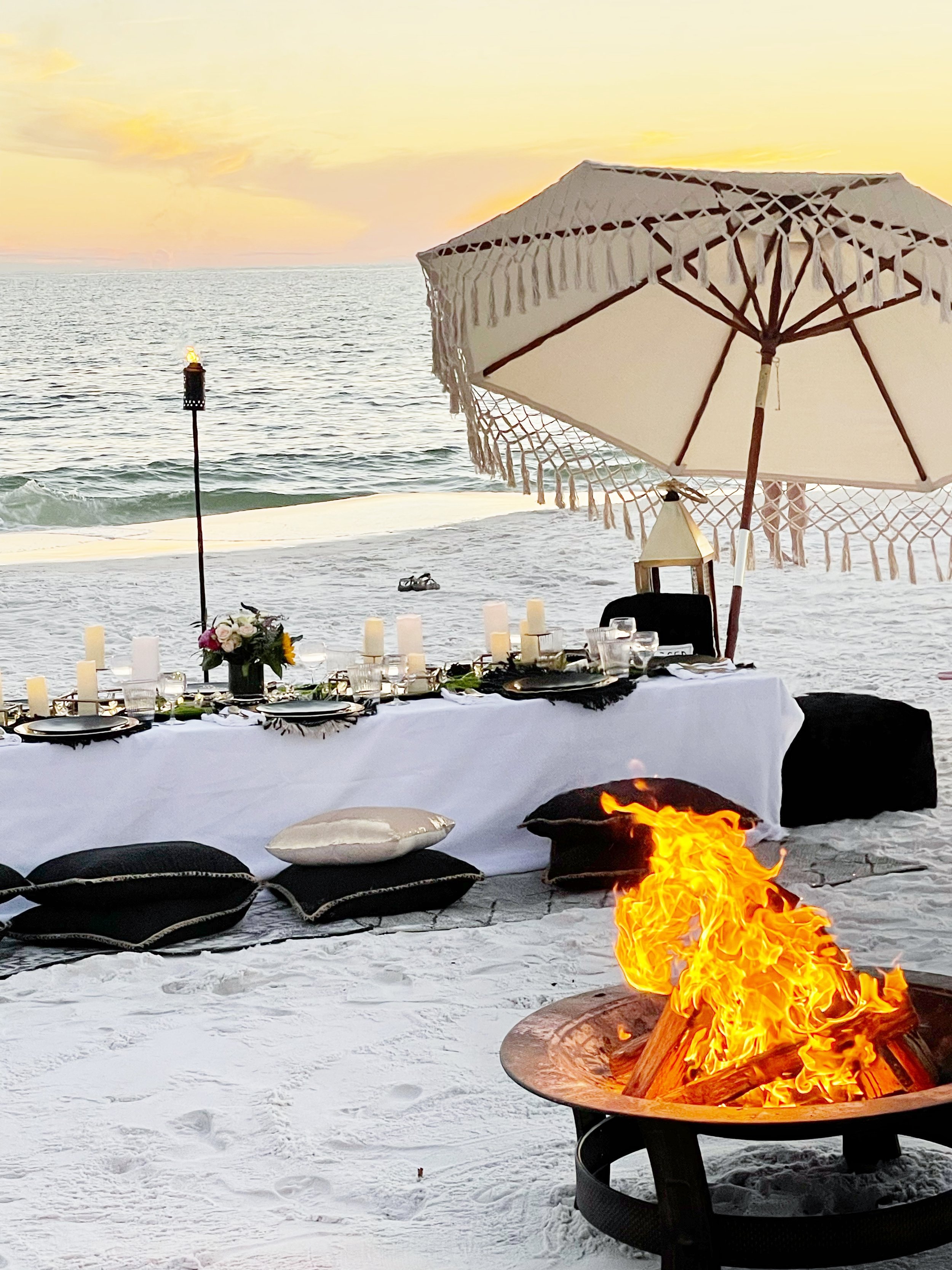 SALTY Beach Setups - 30A Beach Picnics & Bonfires